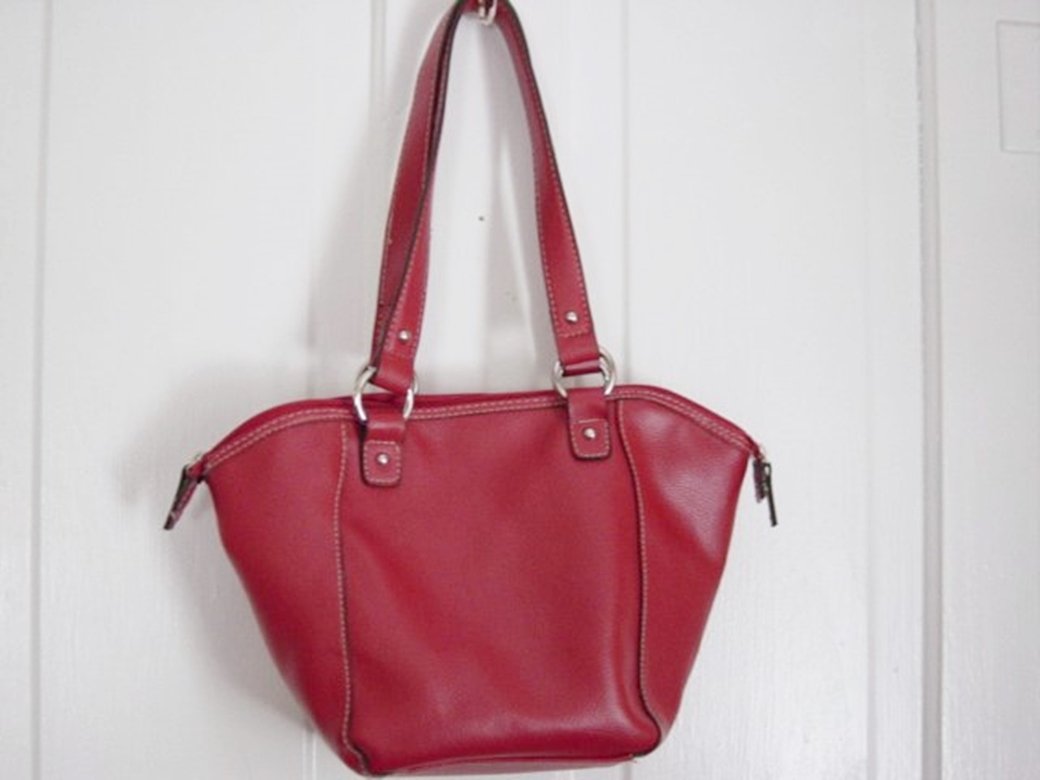 Women's St. John's Bay Supple Red Vinyl Handbag Purse #900211