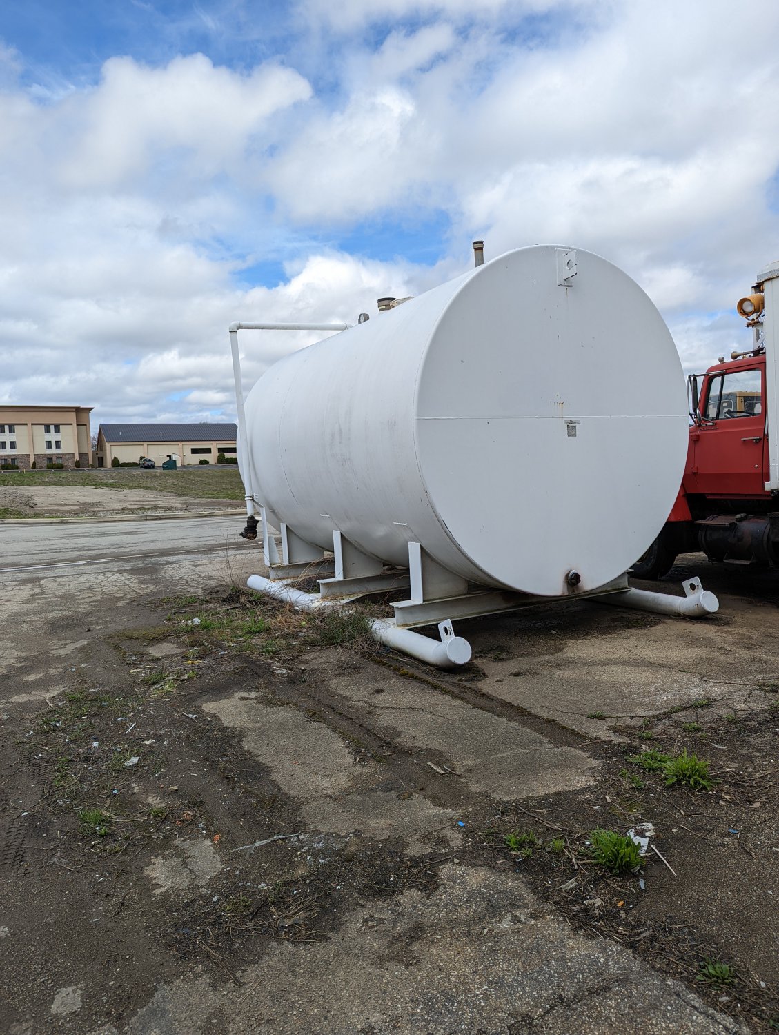 10,000 gallon Double Wall Fuel Tank Heavy Duty Skid Mount Horizontal