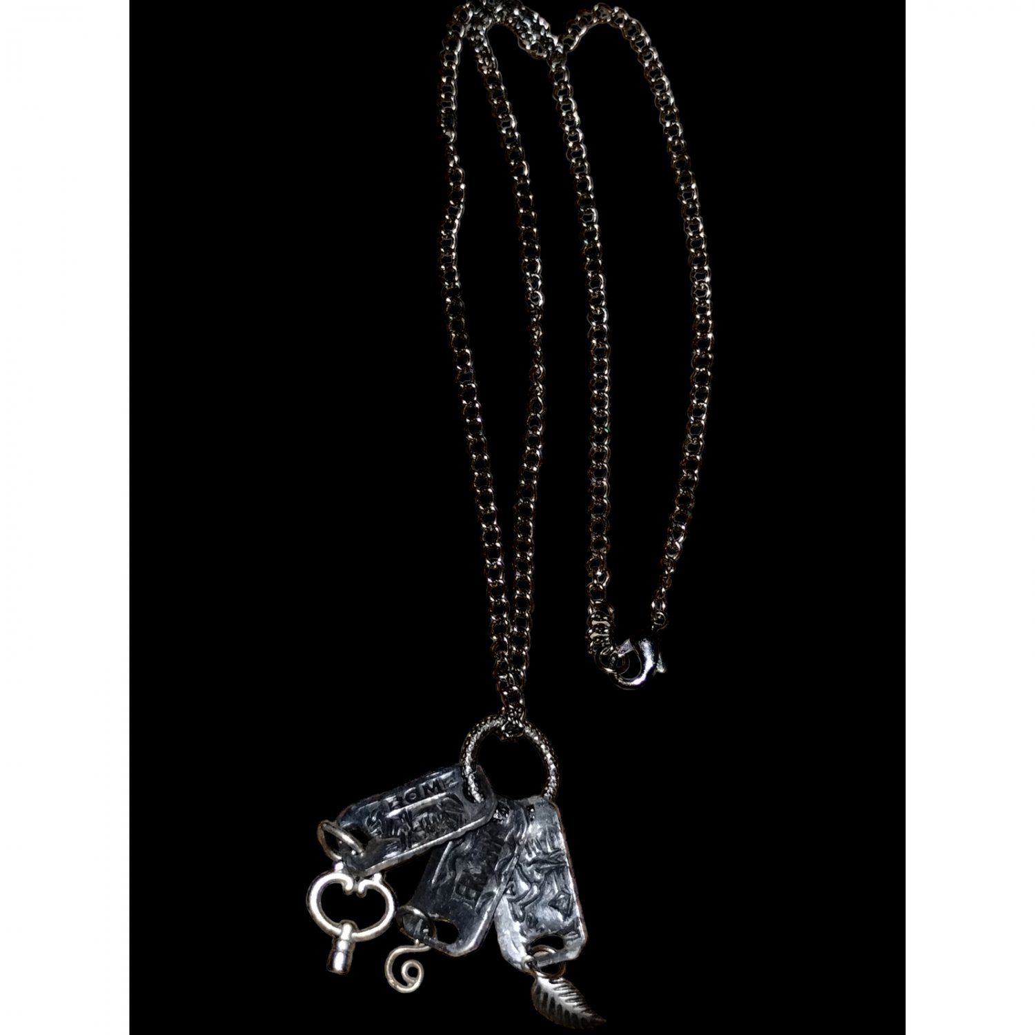 Beautiful long silver chain war necklace