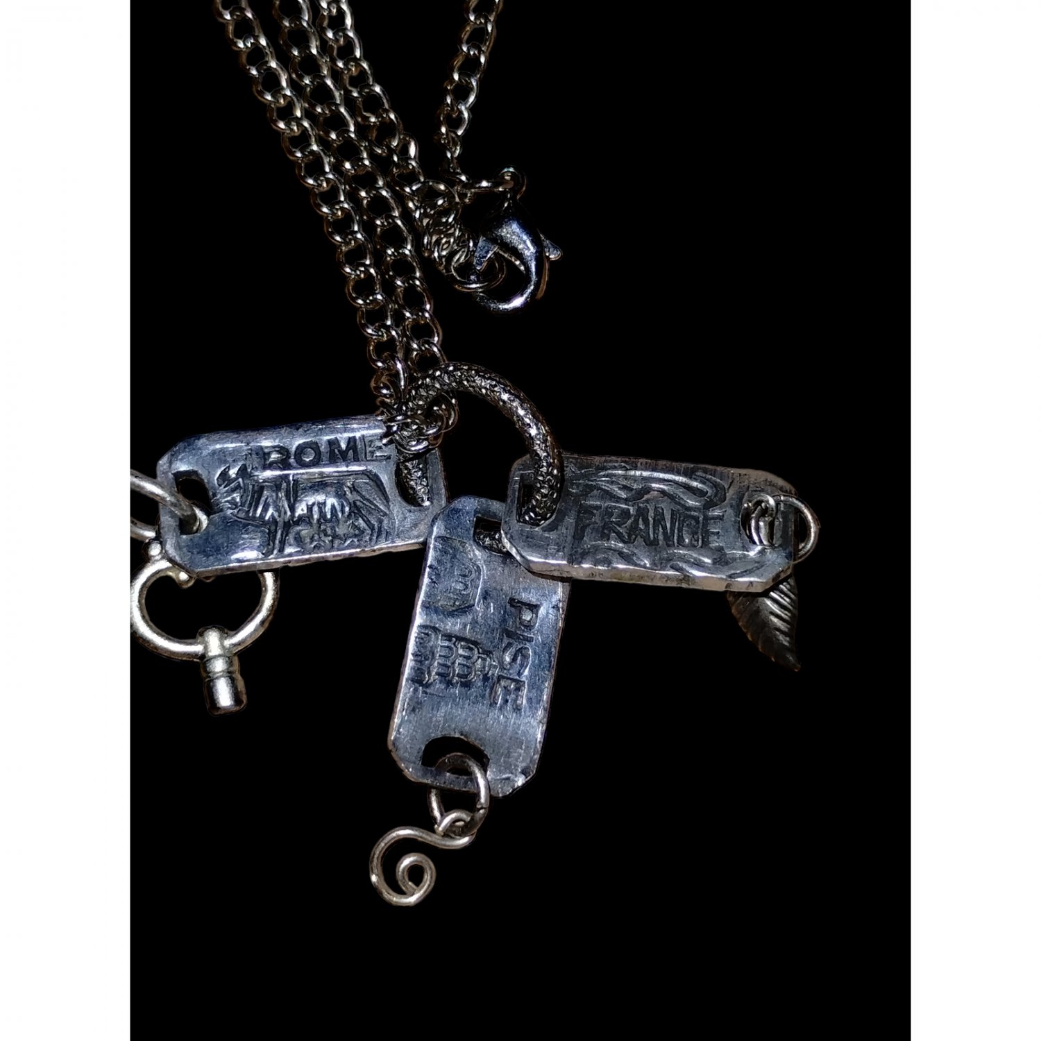 Beautiful long silver chain war necklace