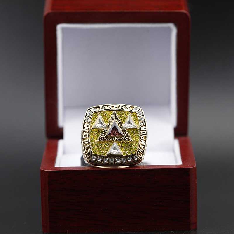 NBA 2002 Los Angeles Lakers star O'Neal Basketball Championship Ring