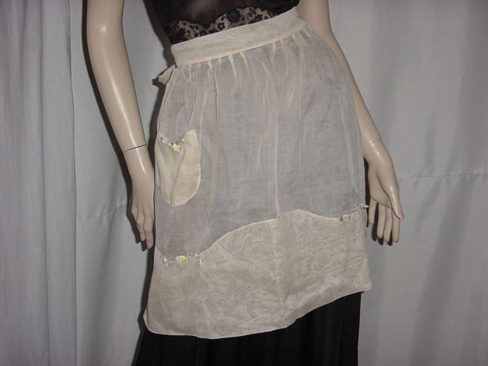 apron vintage peach organdy apron No. 115