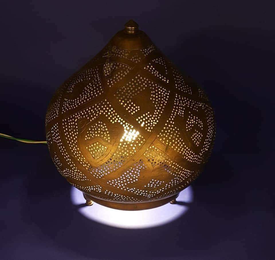METAL EGYPTIAN STYLE LAMPSAHDE WITH BEAUTIFUL FEATURED SHAPE