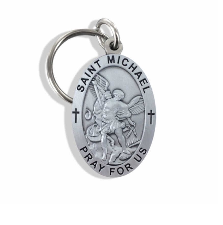 2.25" PEWTER OVAL ST MICHAEL PATRON OF POLICE CAUSES KEY CHAIN