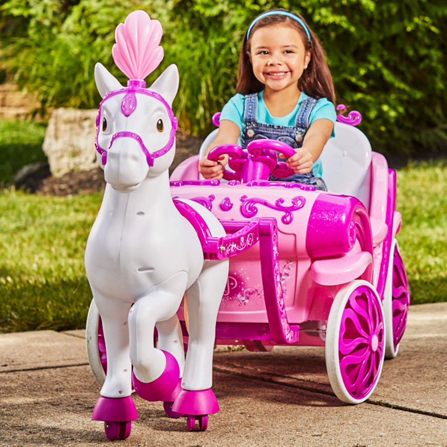 Disney Royal Horse and Carriage 6V Battery-Powered Ride-On, Ages 3+