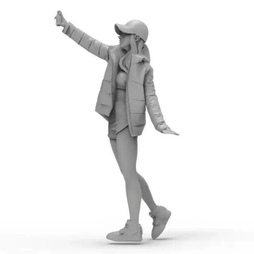 1/24 Resin Model Kit Modern Beautiful Girl Woman Zenie Graffiti Unpainted