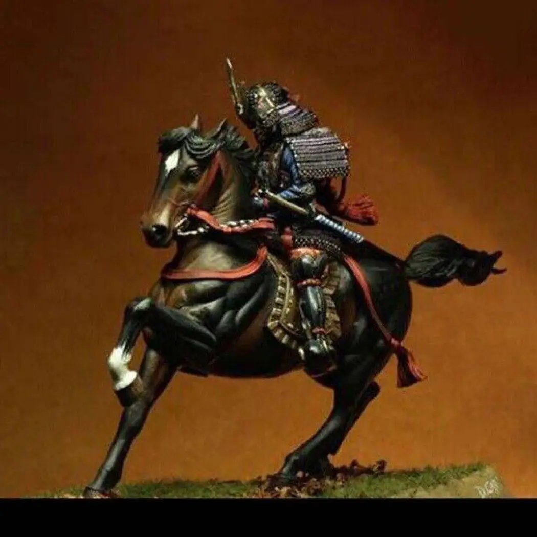 1/24 Resin Model Kit Japanese Samurai Warrior Horseman Unpainted