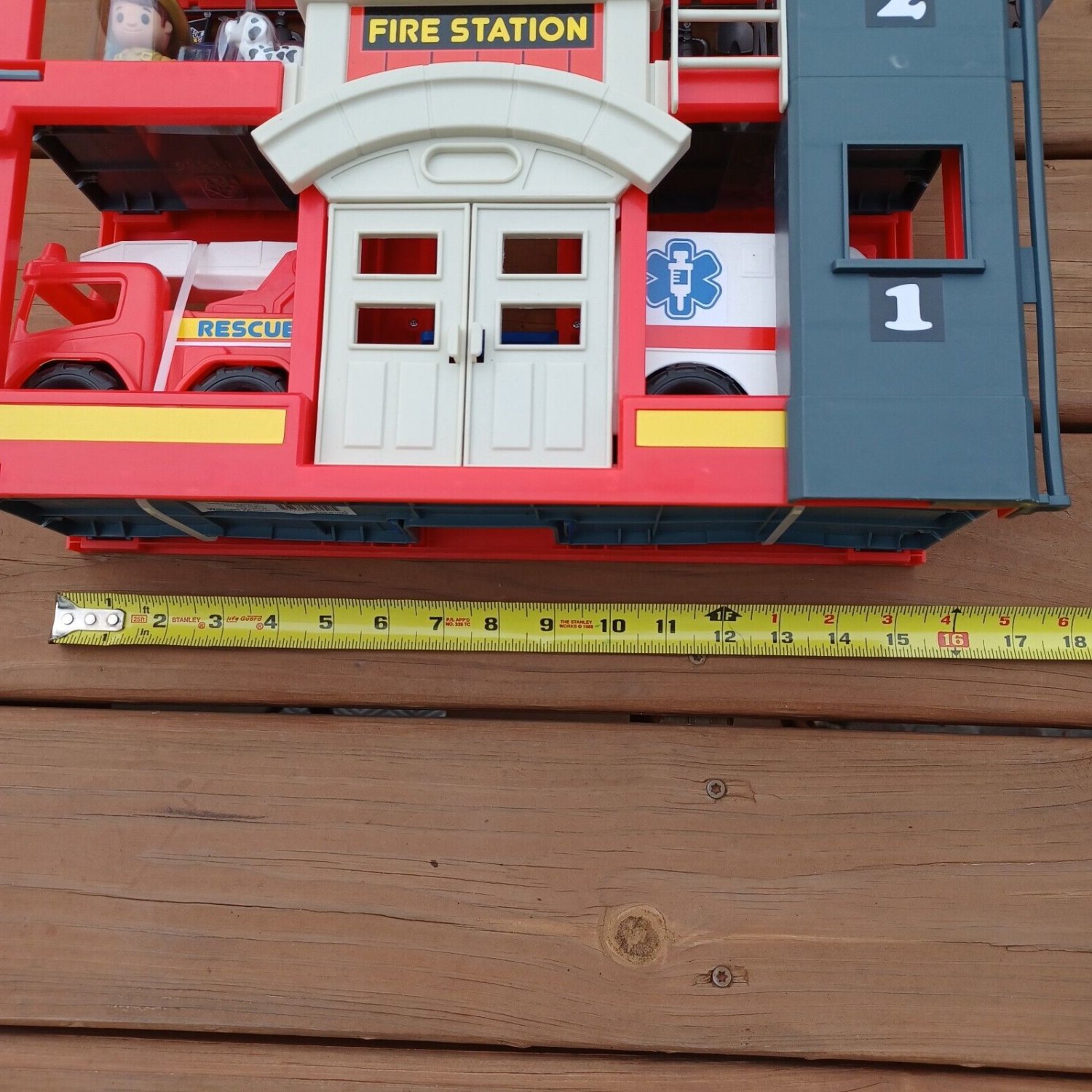 Fire Station Playset Kids Truck Cars Vehicles Ambulance Figure NEW