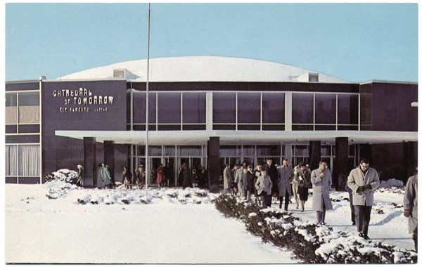 Cathedral of Tomorrow, Akron, Ohio c1950s Postcard