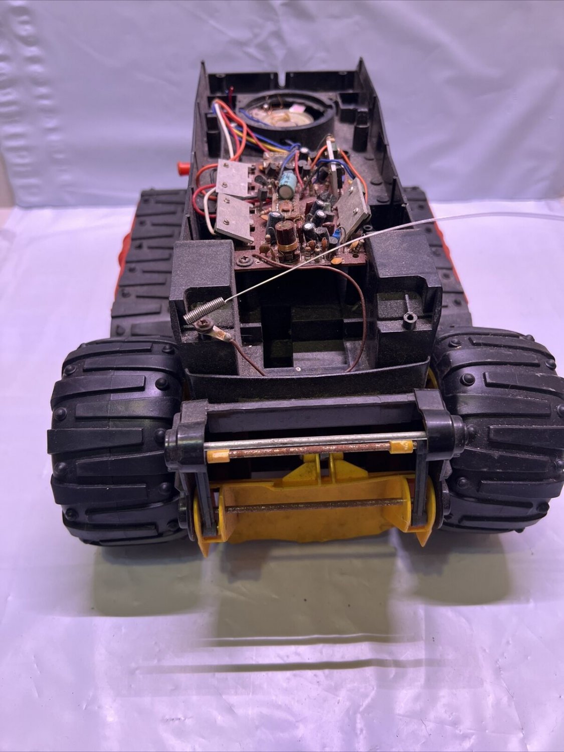 The Jaw Rc Toy Monster Truck Tracks For Parts Or Repair Vintage Rc ...