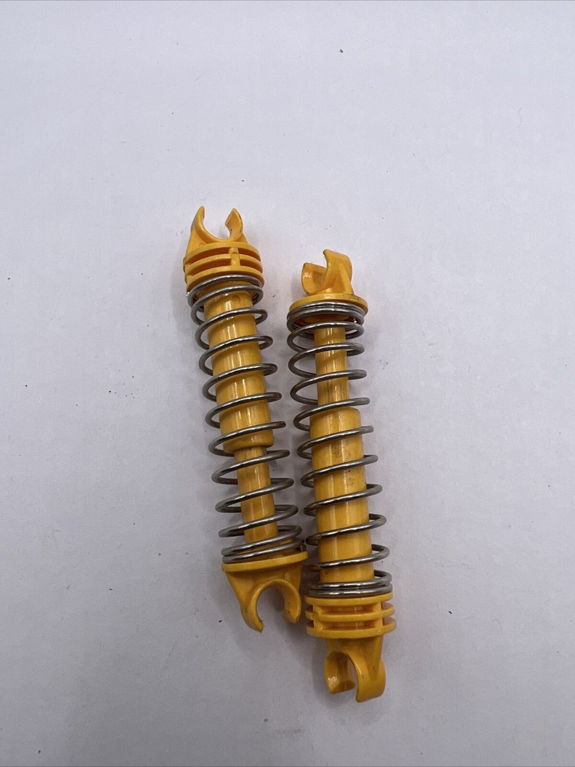Nikko Porsche 959 Rear Yellow Shocks (2) Vintage Rc Car Part R16013