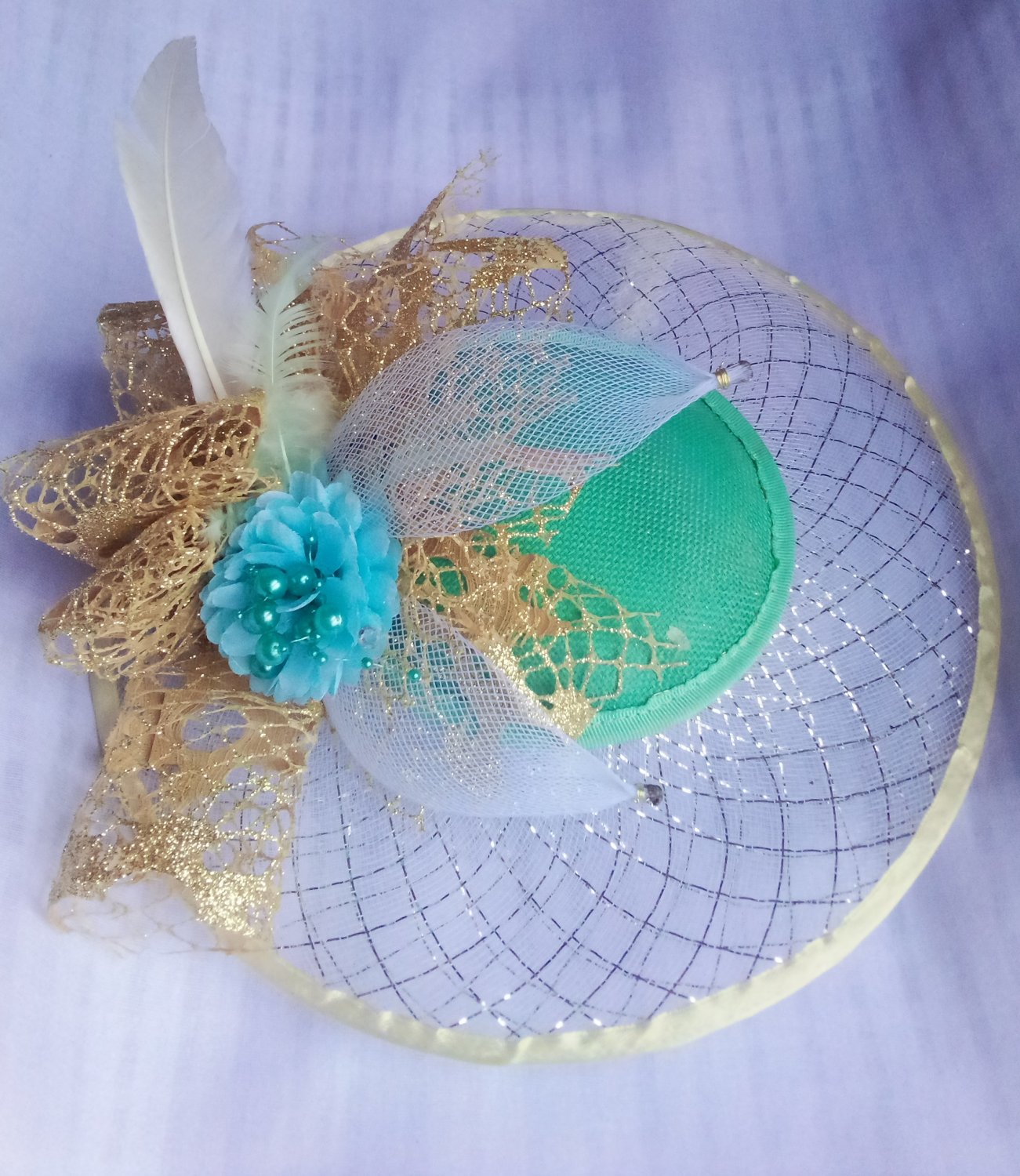 Mini Hat Fascinator.