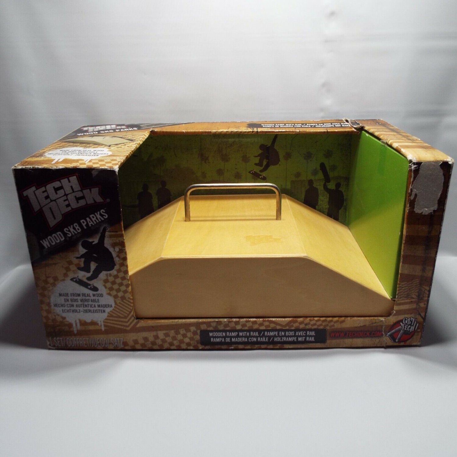 Tech Deck Wood SK8 Parks Wooden Ramp with Rail Fingerboard Spin Master