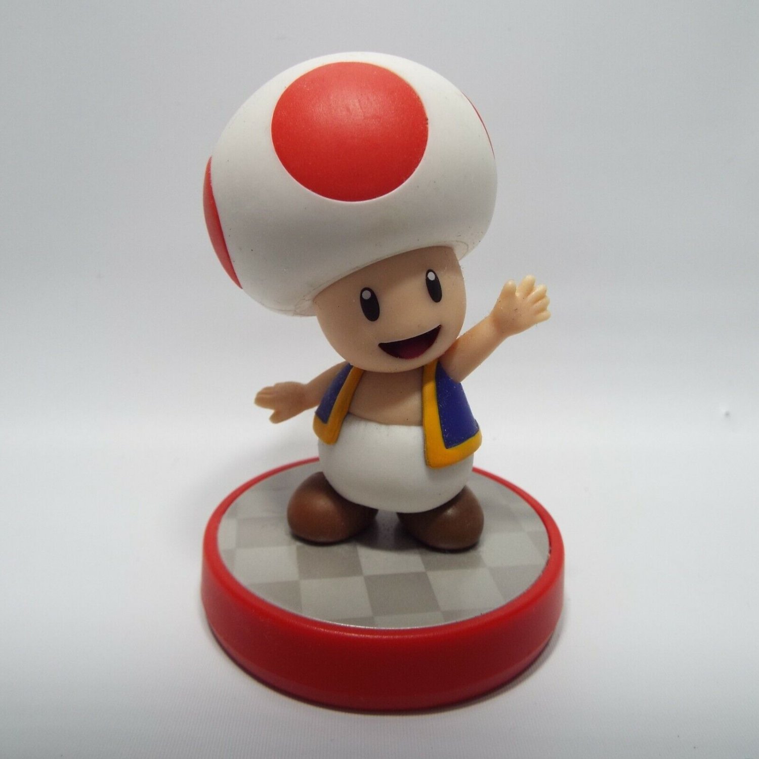 Nintendo Amiibo Yoshi Super Smash Bros Switch 3DS Collectible Figurine