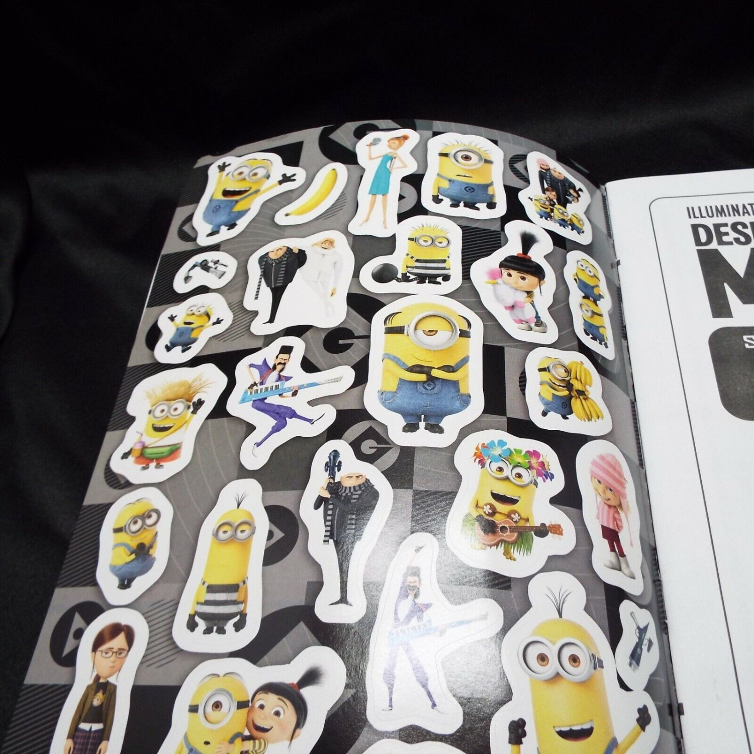 Despicable Me 3 Sticker Scene plus Coloring and Activity Book with 50 ...