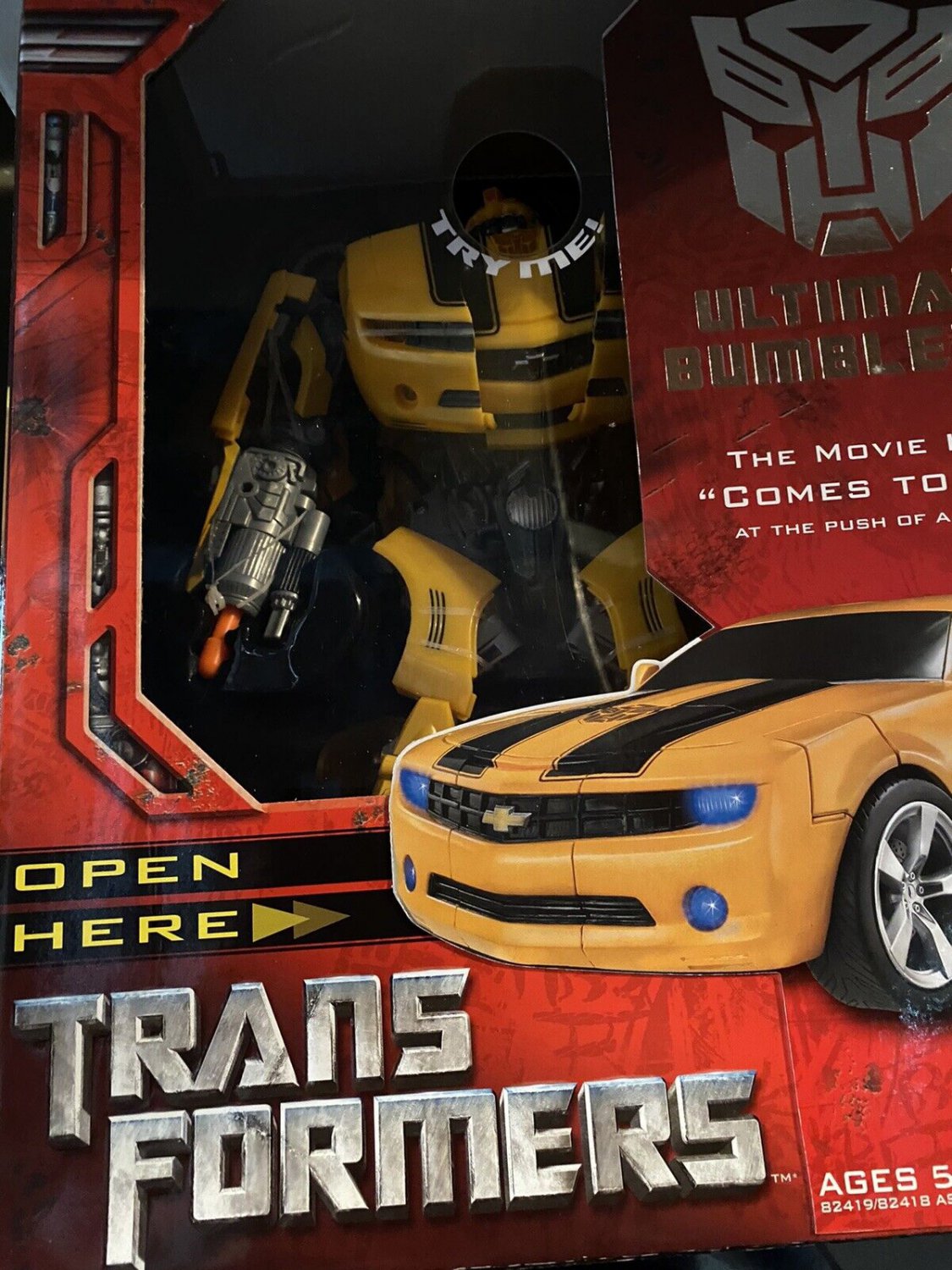 2007 Hasbro Ultimate Bumblebee Transformers Gem Mint in Box