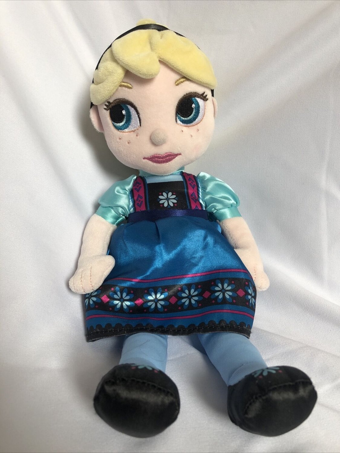 Disney Store Frozen Animator's Collection Elsa Plush Dolls Toddler 12" EUC