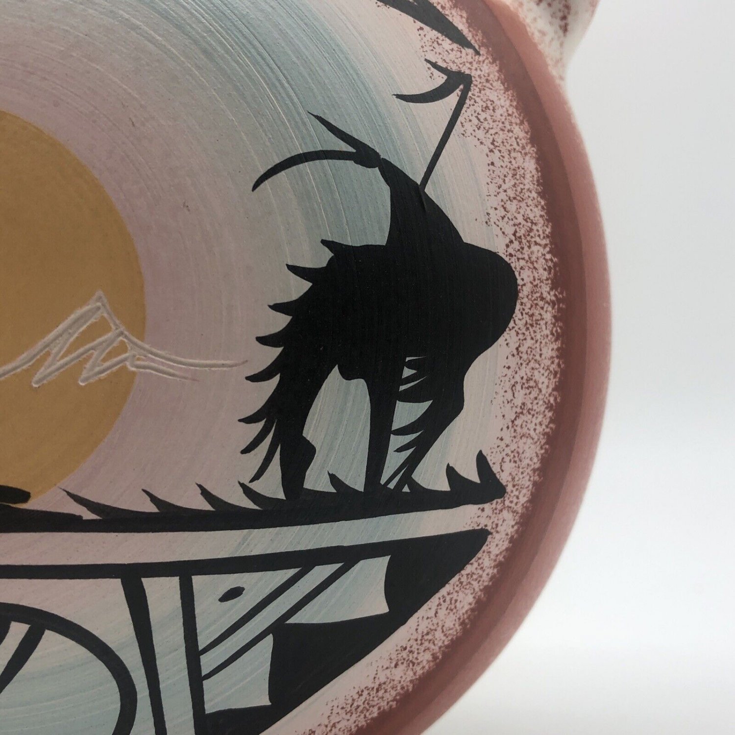 Dineh Navajo Tribe Pottery Mauve Beige Mountains Canteen Vase Signed 7.5”