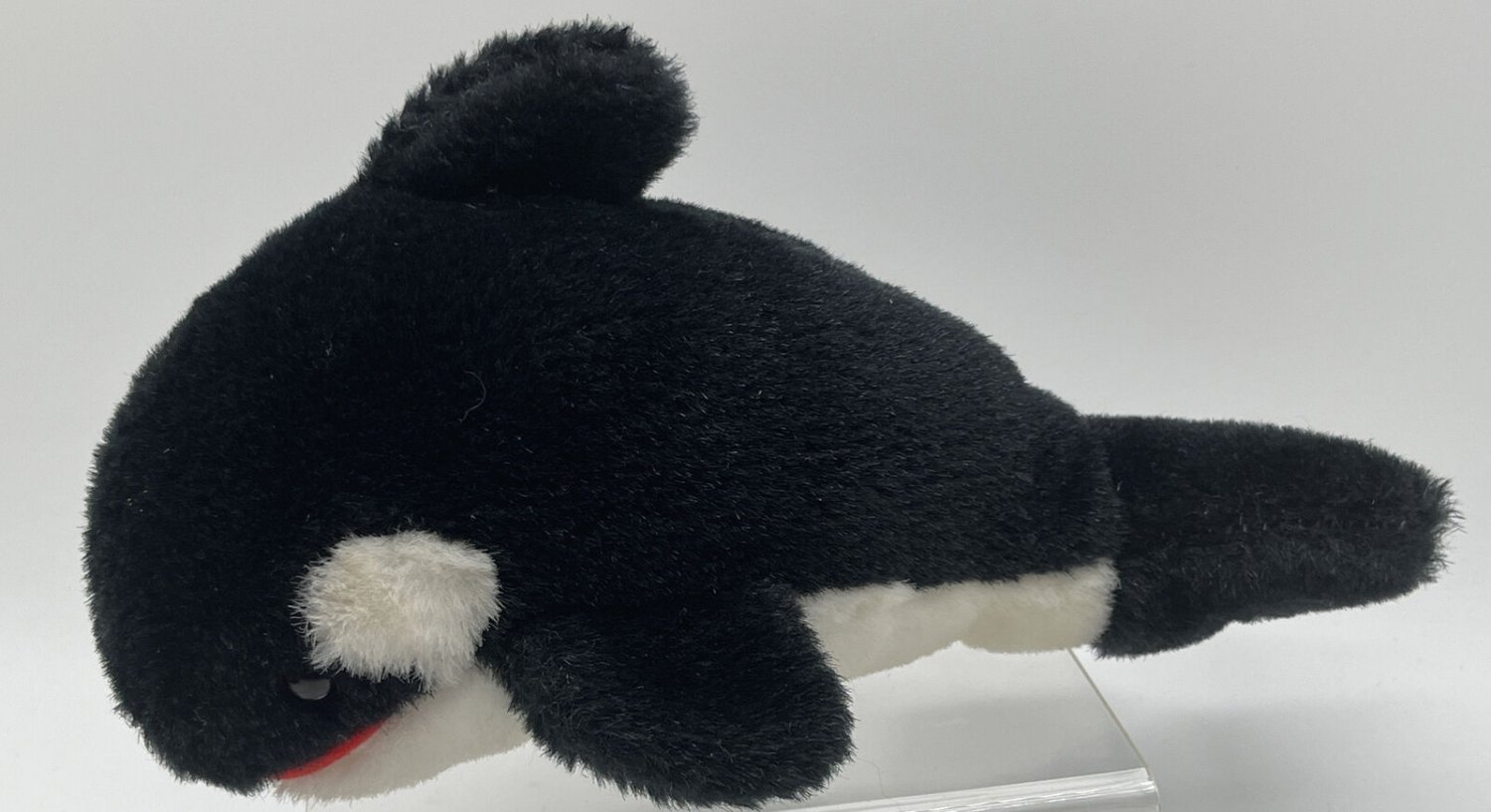 Vintage 1991 Sea World SHAMU Killer Whale Orca Plush Stuffed Animal Toy 8”