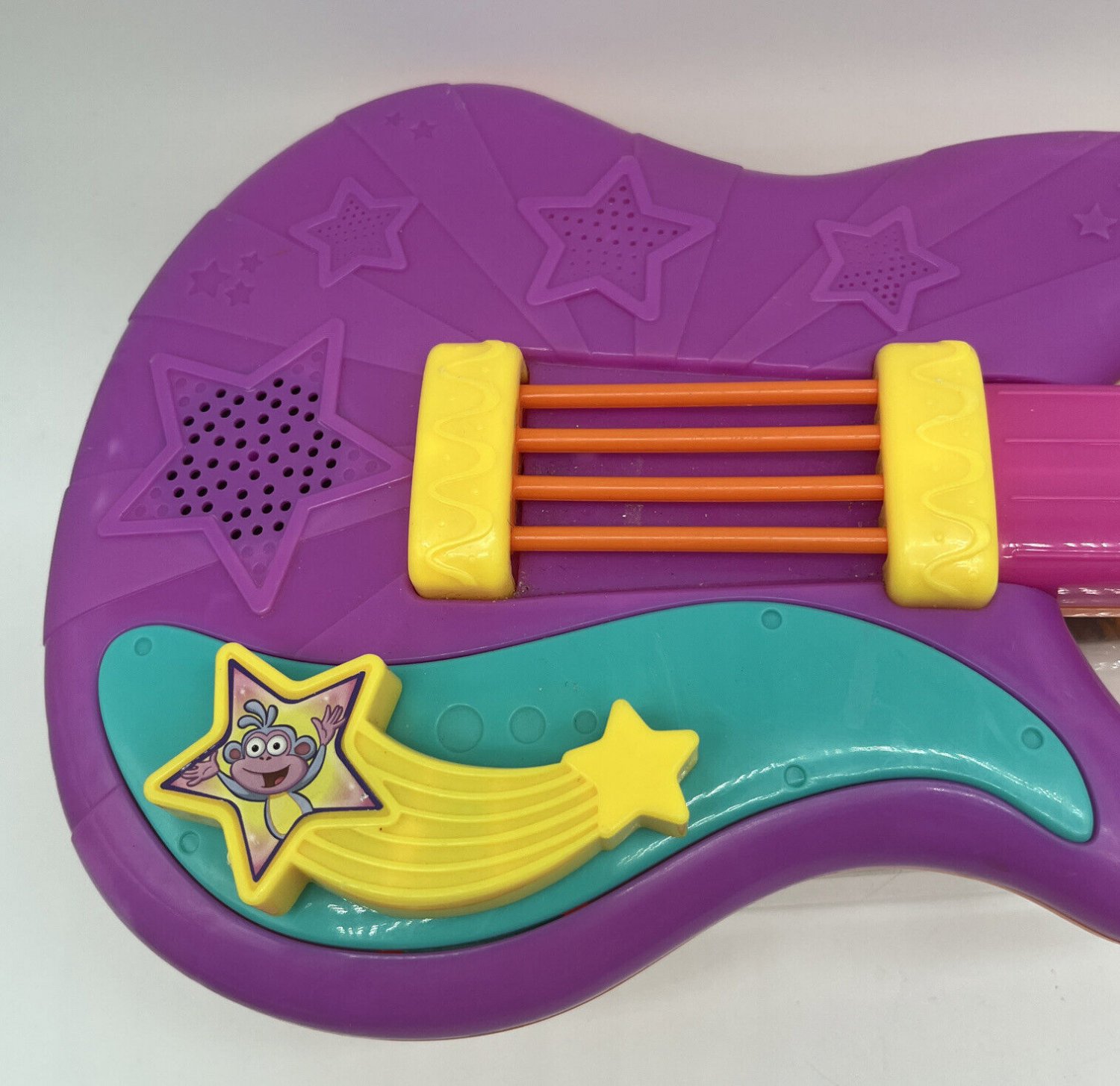 Dora the Explorer Singing Star Guitar Fisher Price Nickelodeon 17”