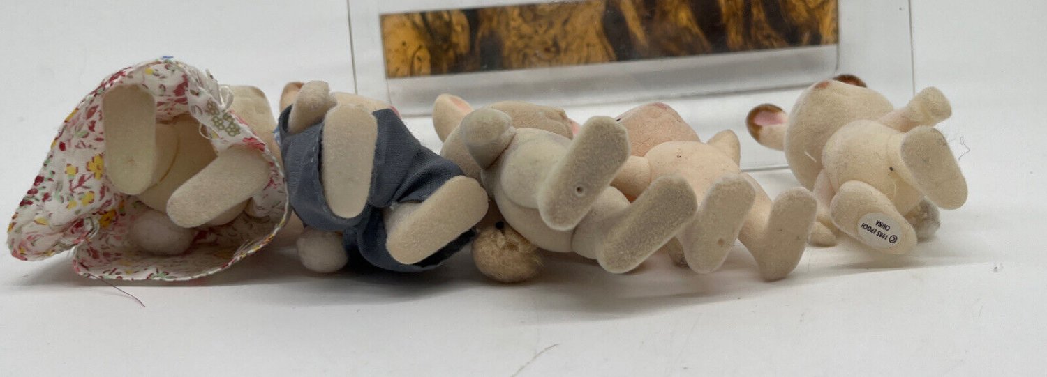 Calico critters/sylvanian families Cream colored Bunny Family Of 5 Vintage