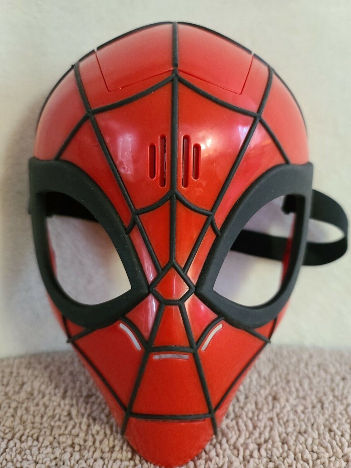 2017 Hasbro Marvel Talking Spider-Man Mask