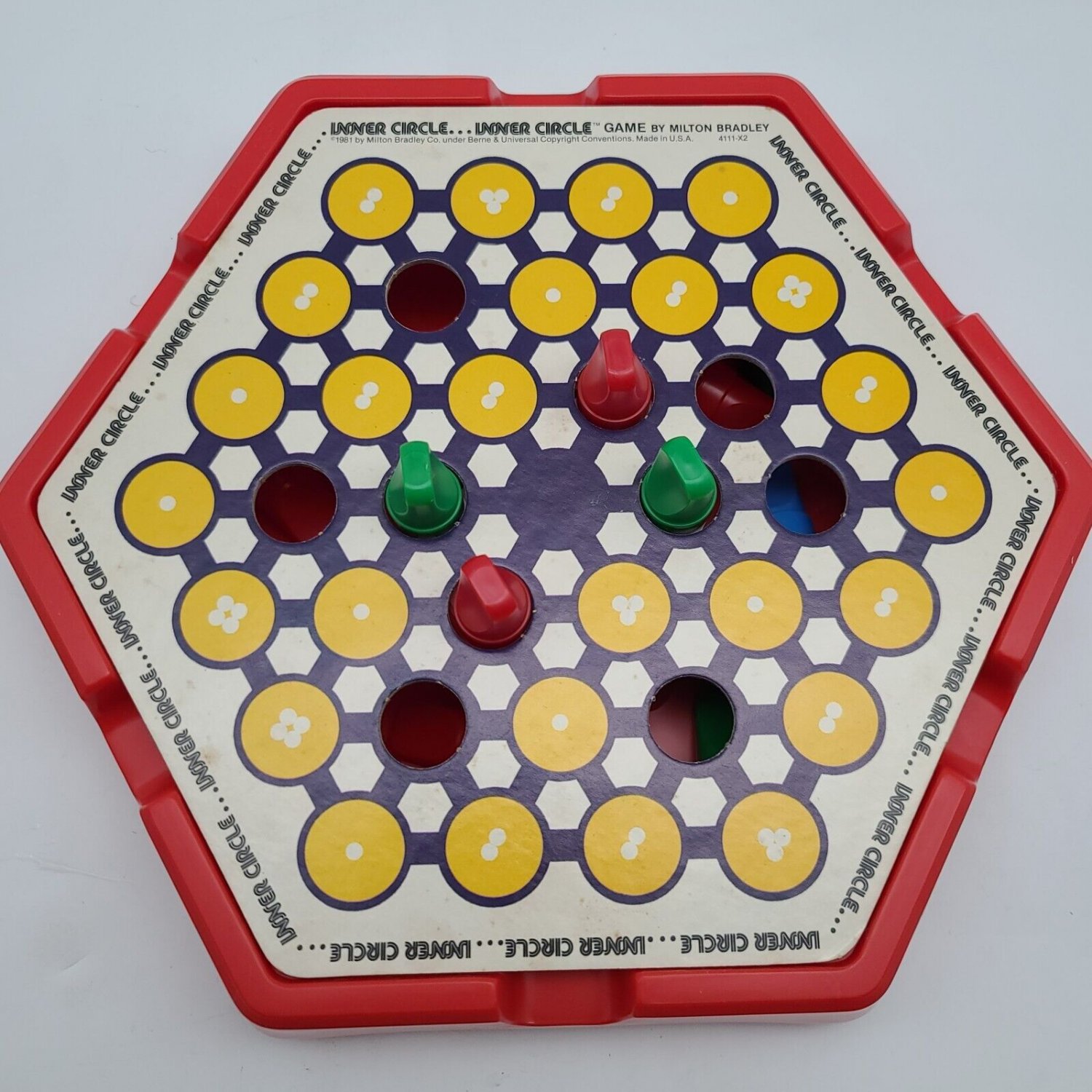 Vintage 1981 Inner Circle Board Game MILTON BRADLEY 100% Complete