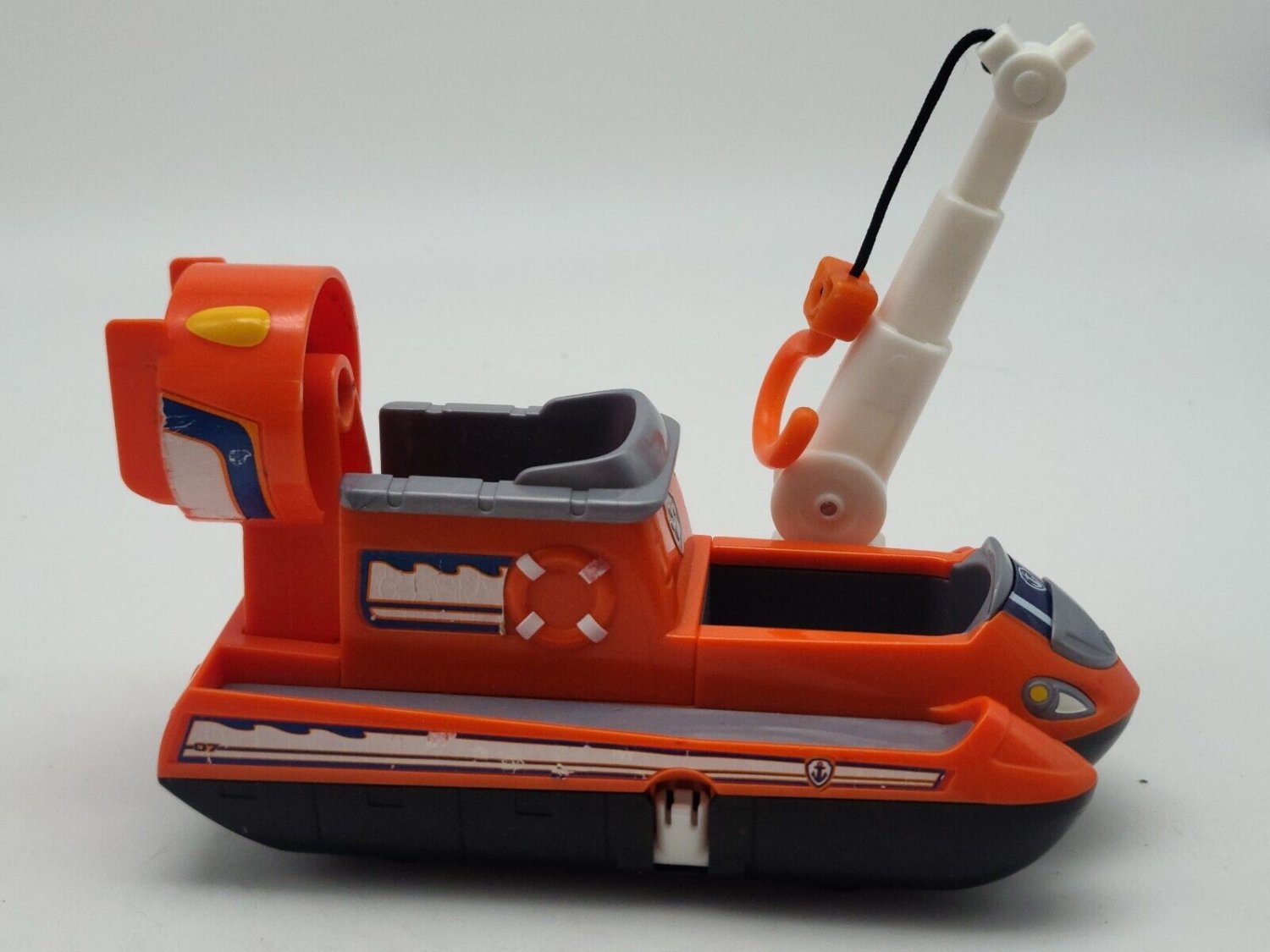 Paw Patrol Ultimate Rescue Zuma Hovercraft Vehicle and Figure