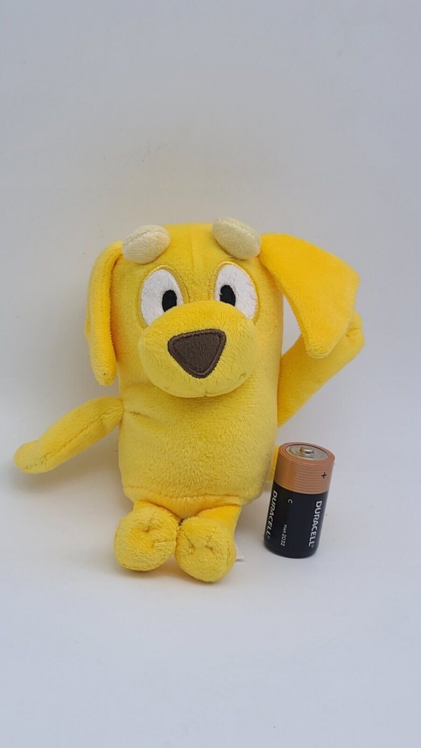 New Bluey And Friends Lucky Dog Plush Yellow 7” Moose Toys