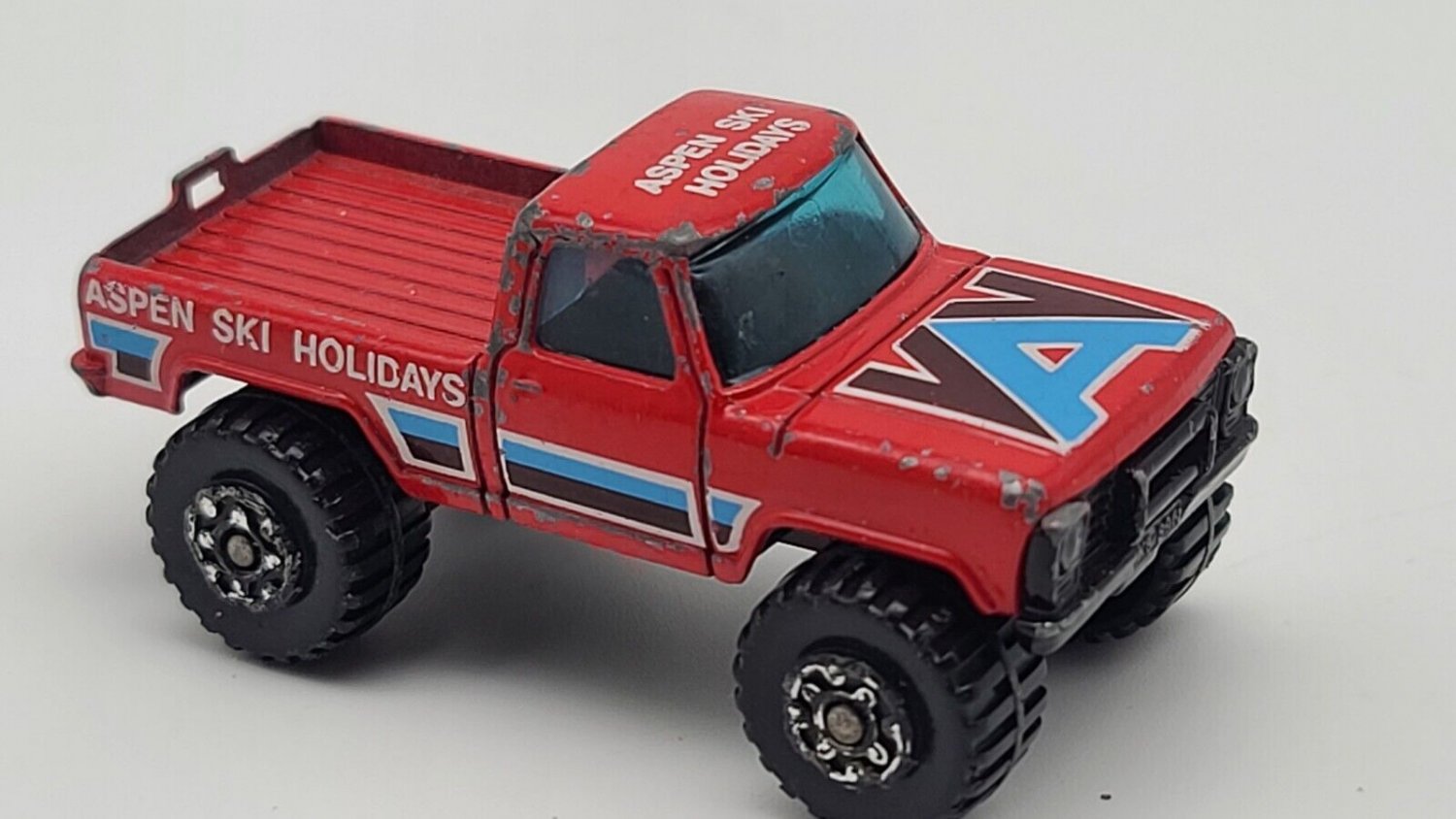 Matchbox Pick-Up 1:67 1985 4x4 Mini Pick Up Truck Aspen Ski Holidays ...