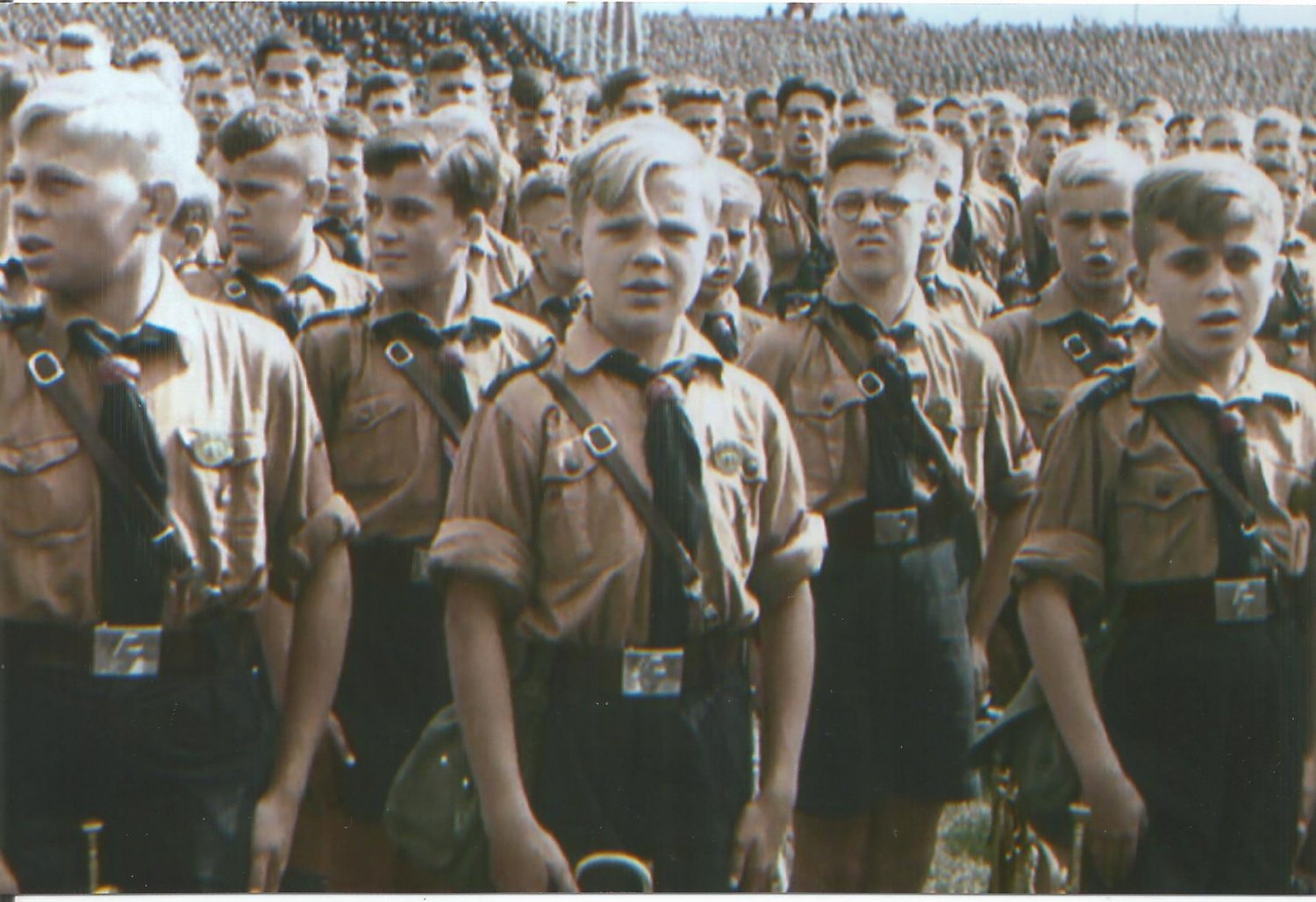 German WW2 - Photo ** Hitler Youth