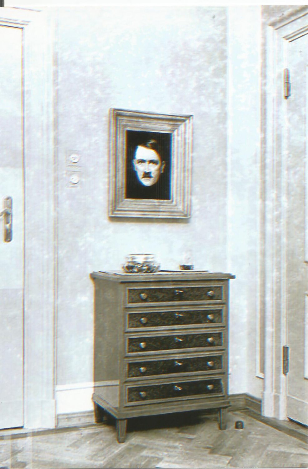 GERMAN WW2 Photo -- Adolf Hitler