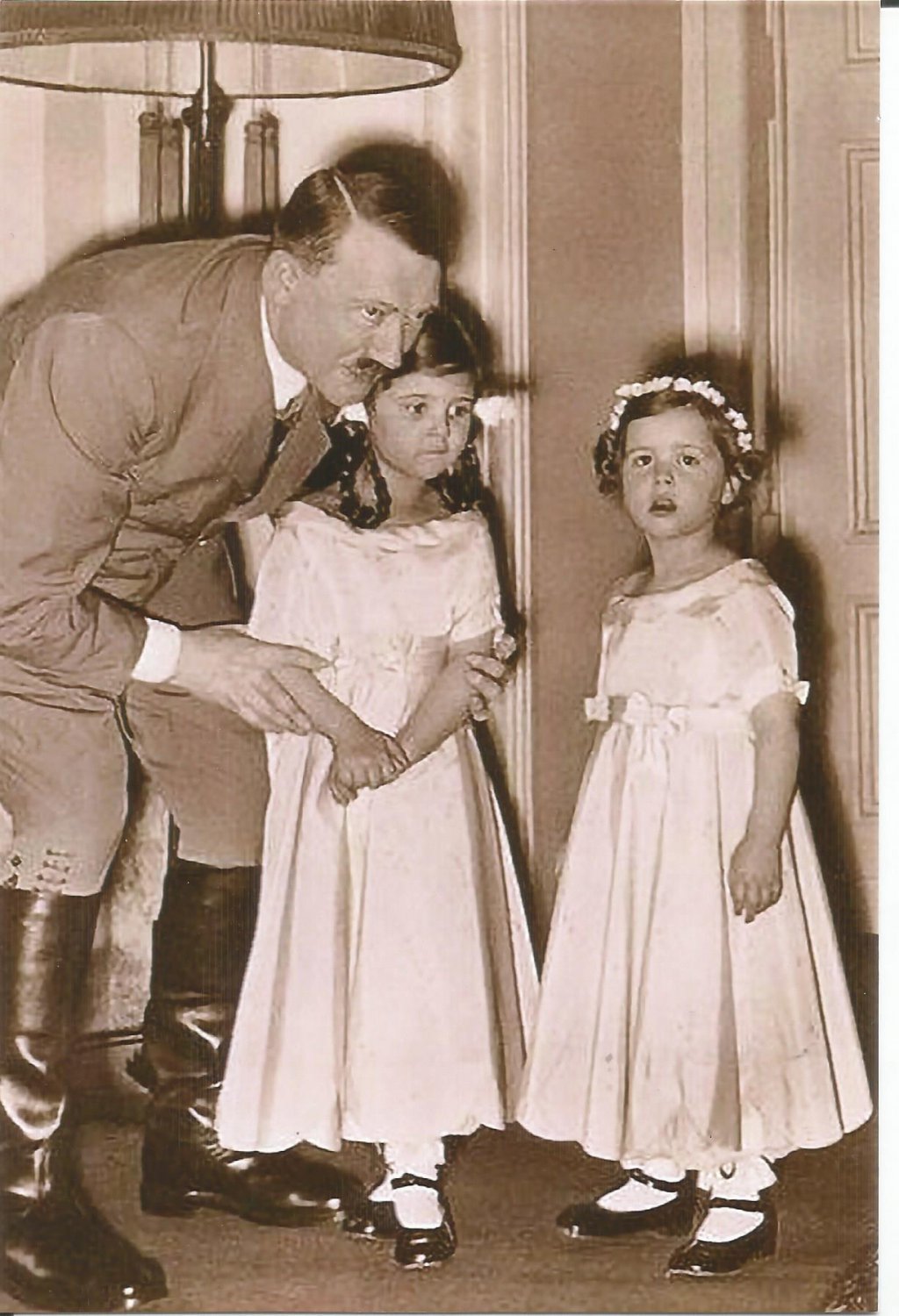 GERMAN WW2 Photo -- Adolf Hitler