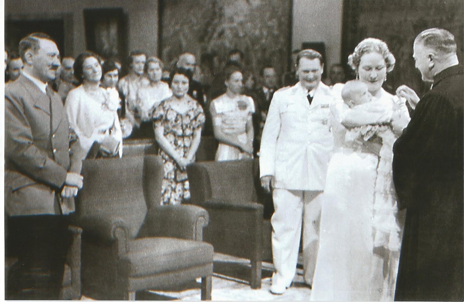 GERMAN WW2 Photo -- Adolf Hitler