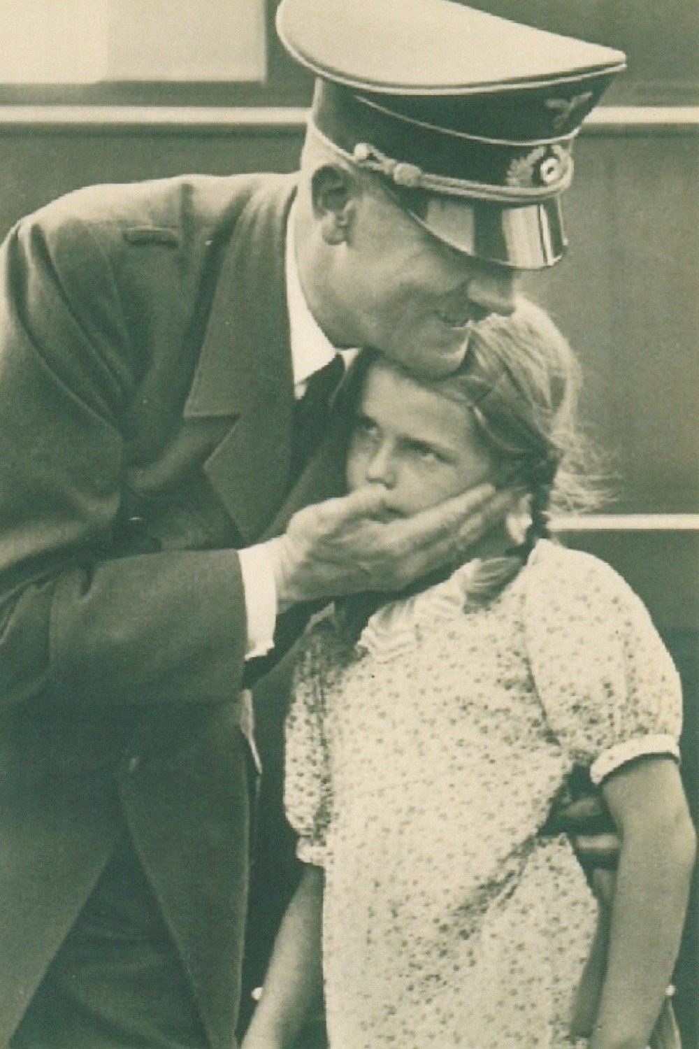 GERMAN WW2 Photo -- Adolf Hitler