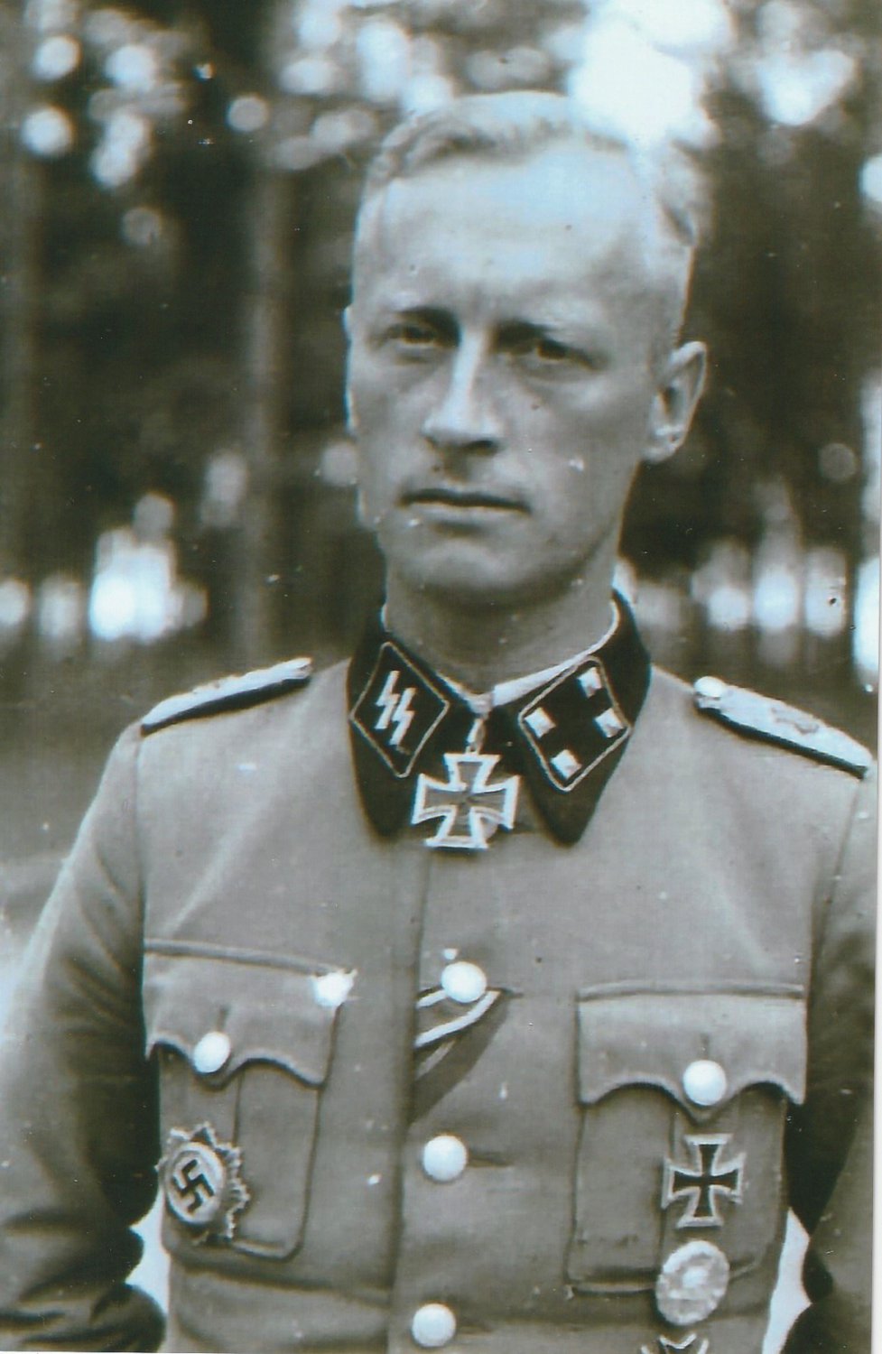 German WW2 Photo == SS Officers