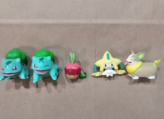 Pokemon Mini Figure Lot of 5