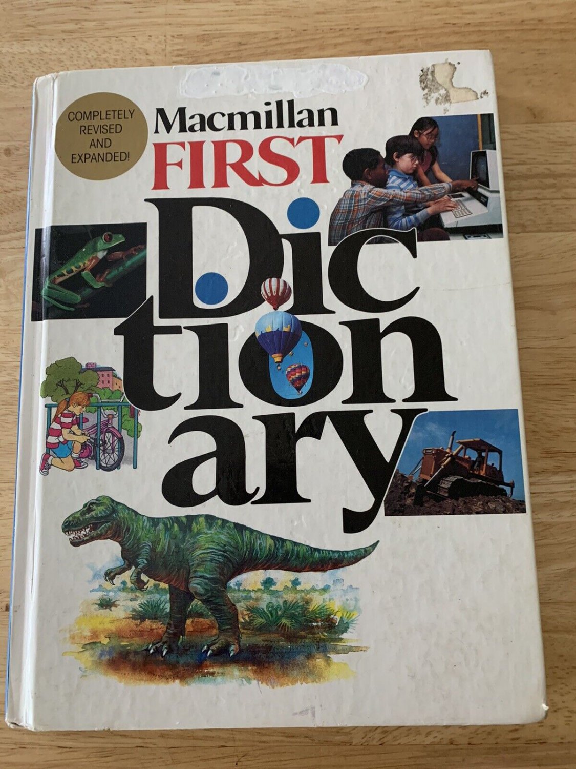 Vintage First Dictionary 1990 MacMillan Publishing Nostagic Pictures ...