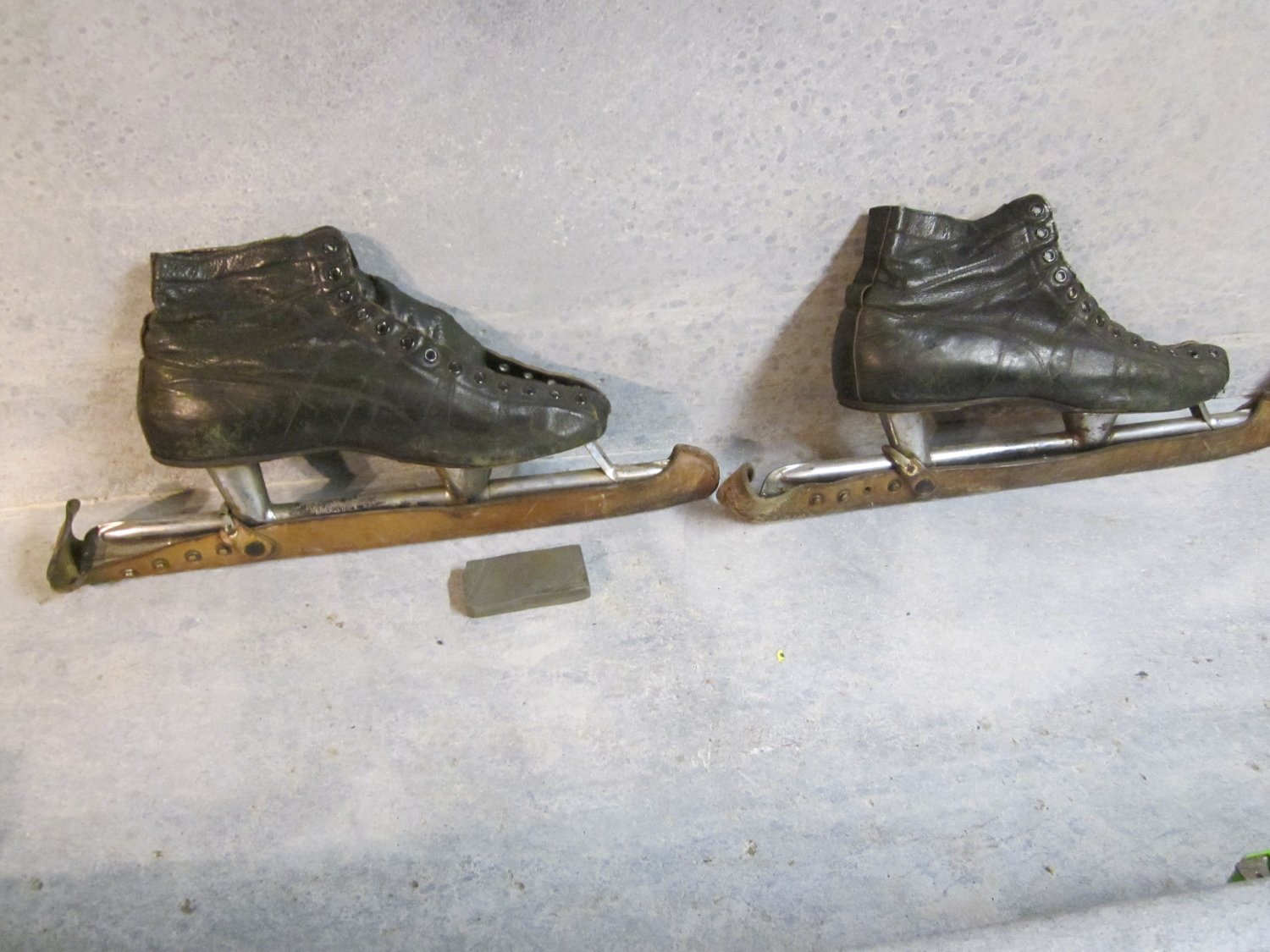 Vintage Planert Long Special Racing Skates