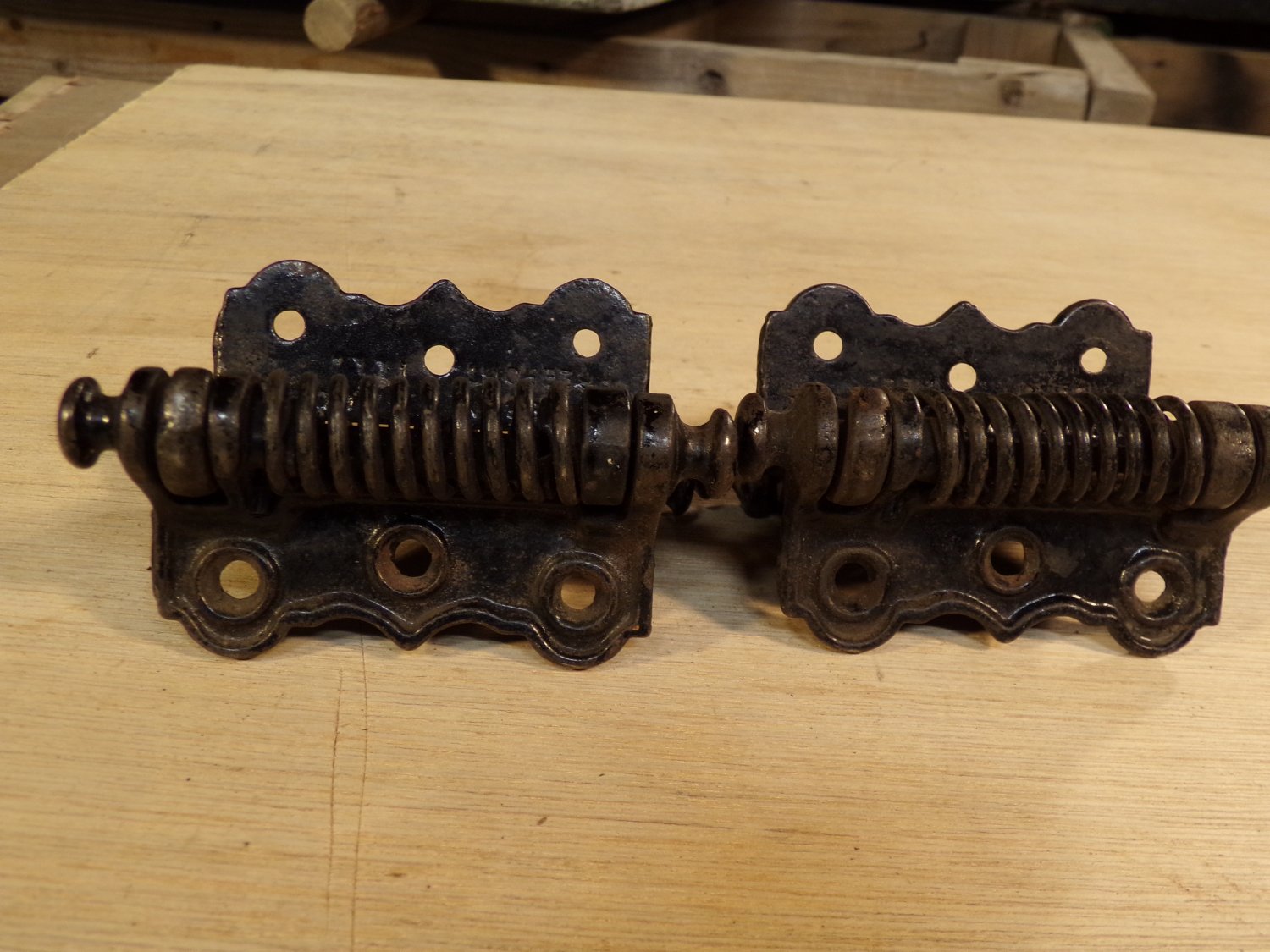 A Pair Of Antique Cast Iron & Spring Hinges (Columbia)