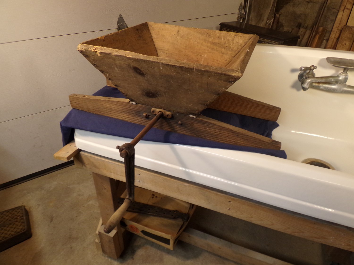 Antique Wood Portable Grape Crusher FR