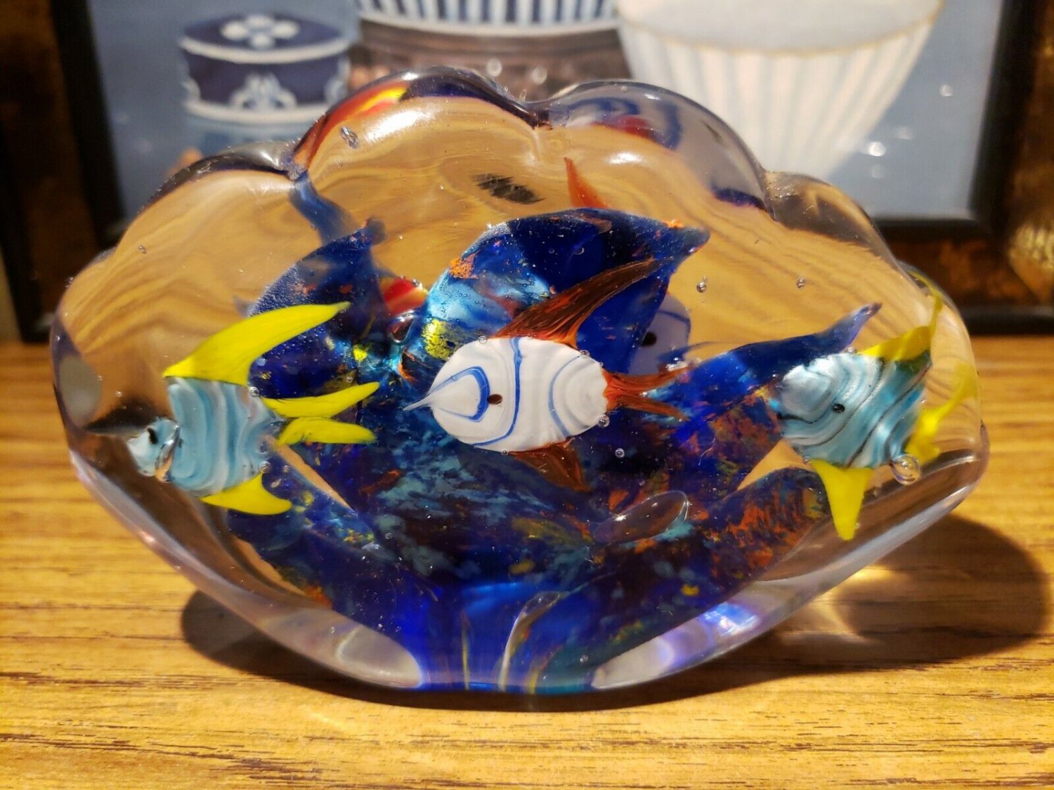 Murano Style Blown Art Glass Fish Aquarium Paperweight 3"x 5½”