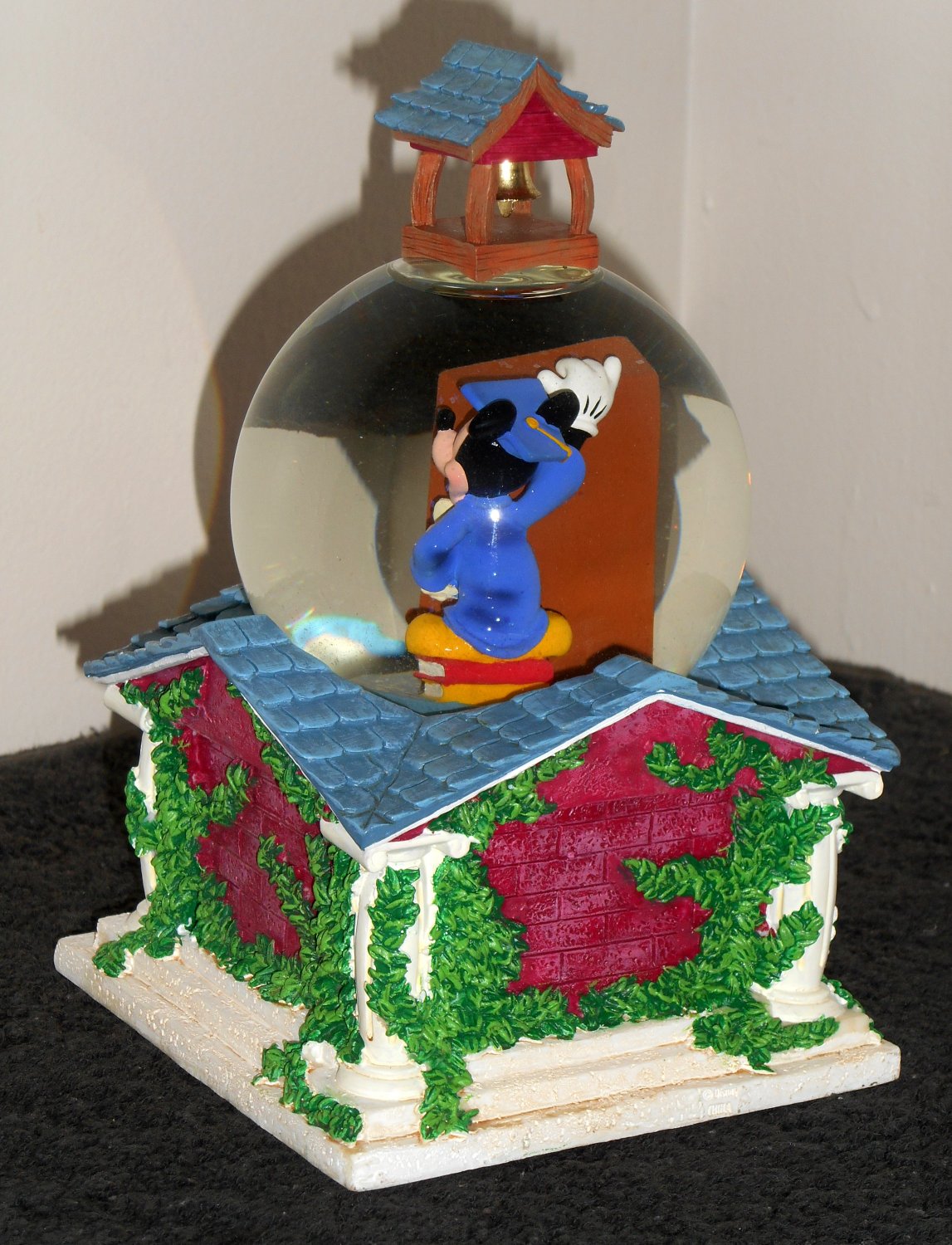 Mickey Mouse Musical Graduation Water Snow Globe Photo Goofy Donald ...