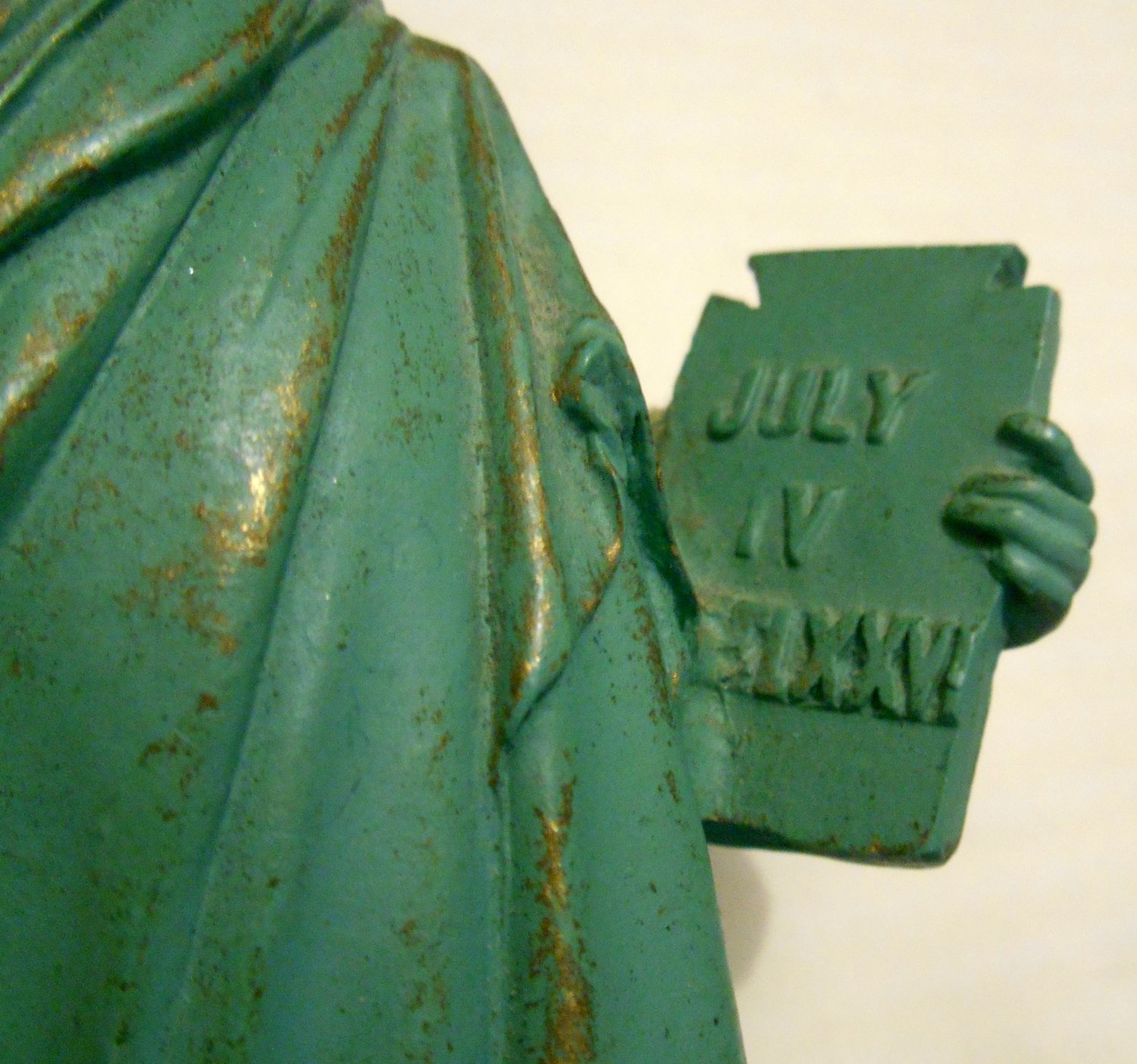 Statue of Liberty Lot M&M's World Ms Colbar Art Figurine New York City ...