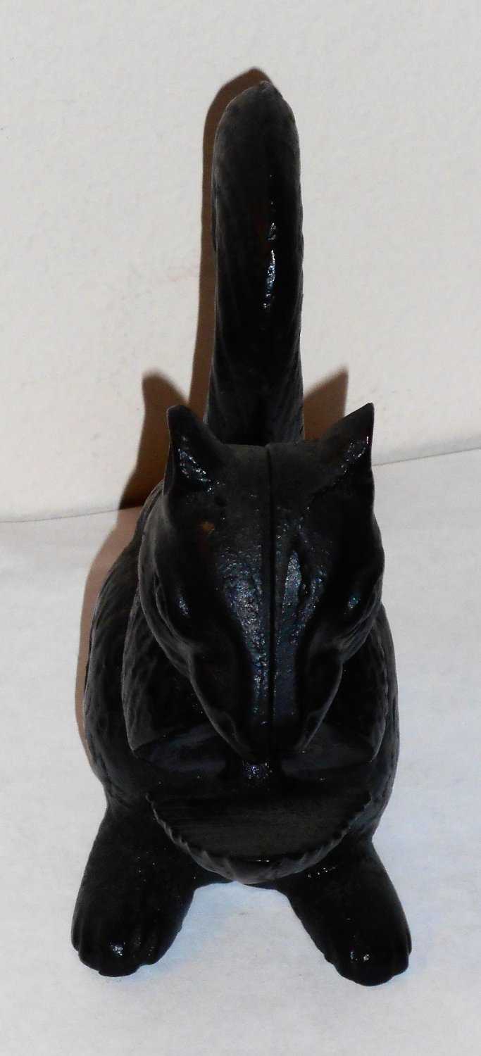 Cast Iron Black Squirrel Nutcracker Nut Cracker 4½ Inch