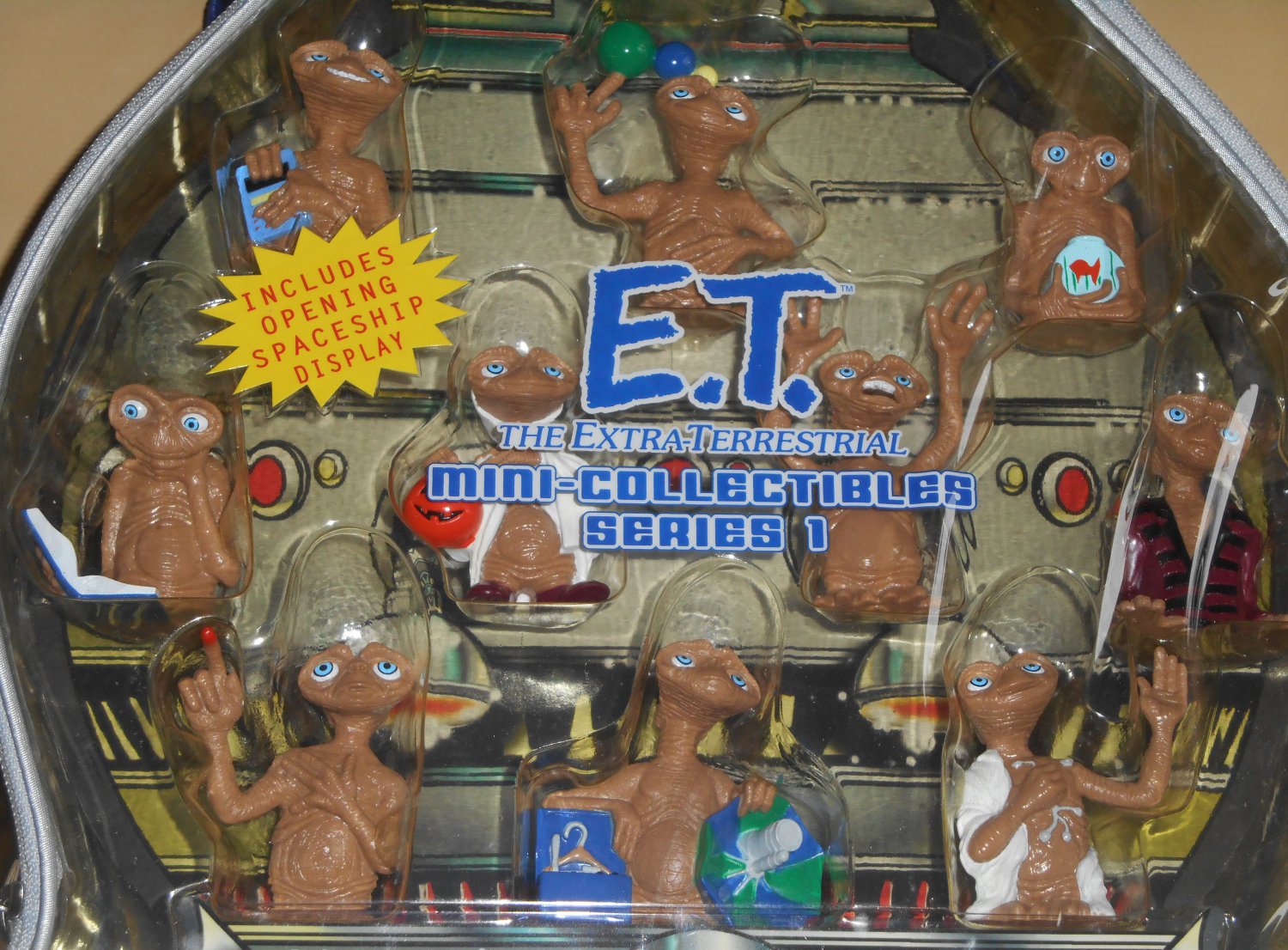 E.T. ET The Extra Terrestrial Mini PVC Figure Collectibles Series 1 & 2 ...