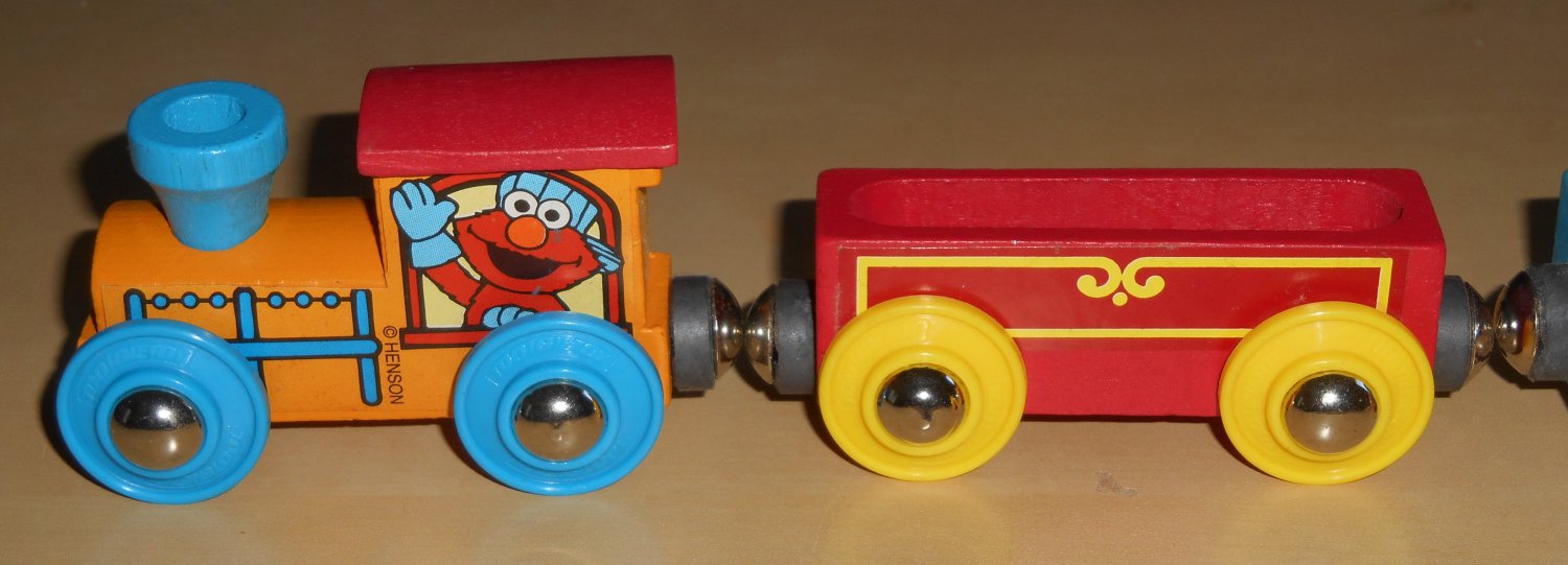 Sesame Street Animal Train Hardwood Play Set Elmo Tootsietoy 4526 With ...