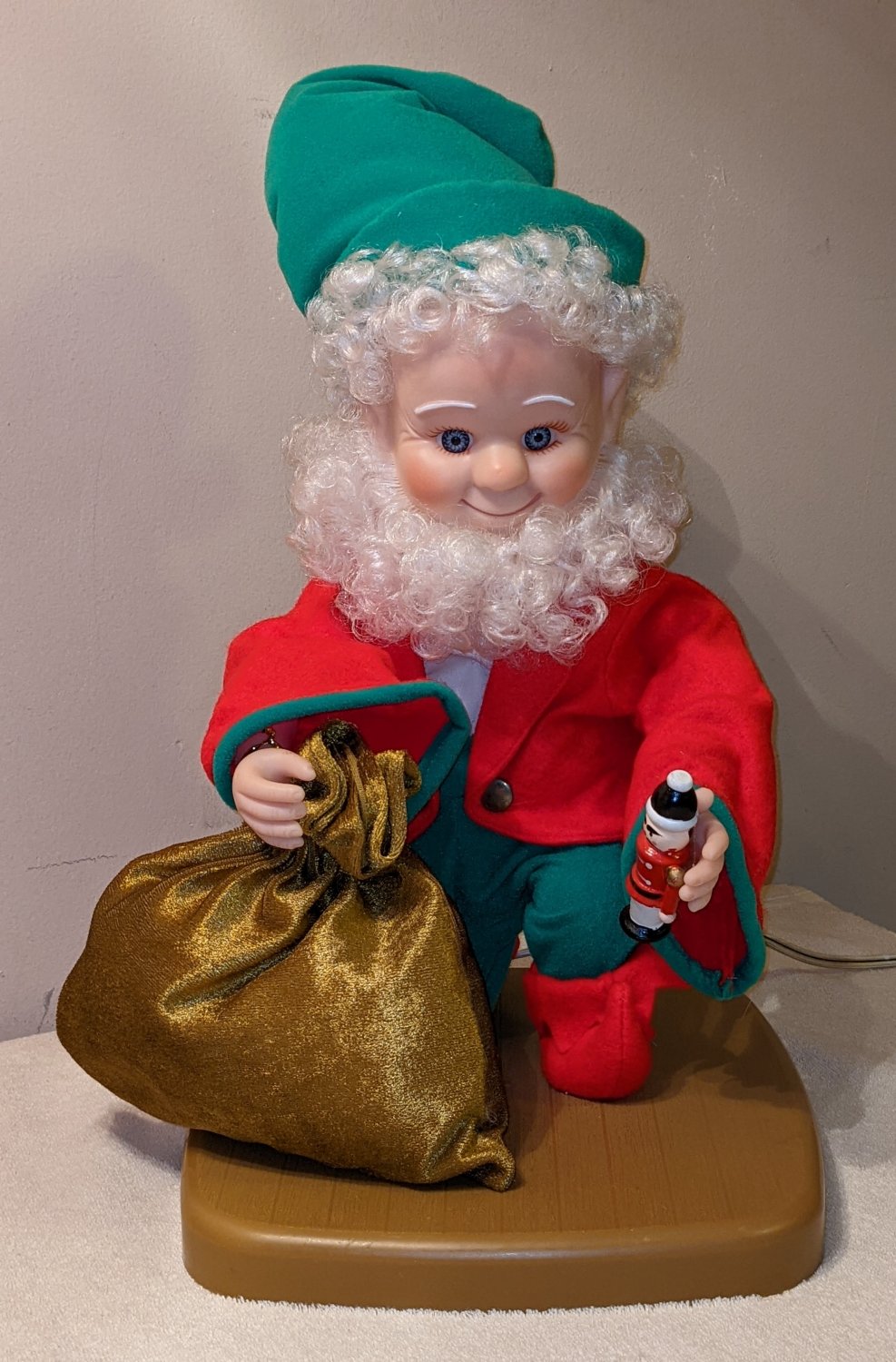 Santa's Best 16 Inch Animated Christmas Elf Figure Toy Soldier Sack Bag ...