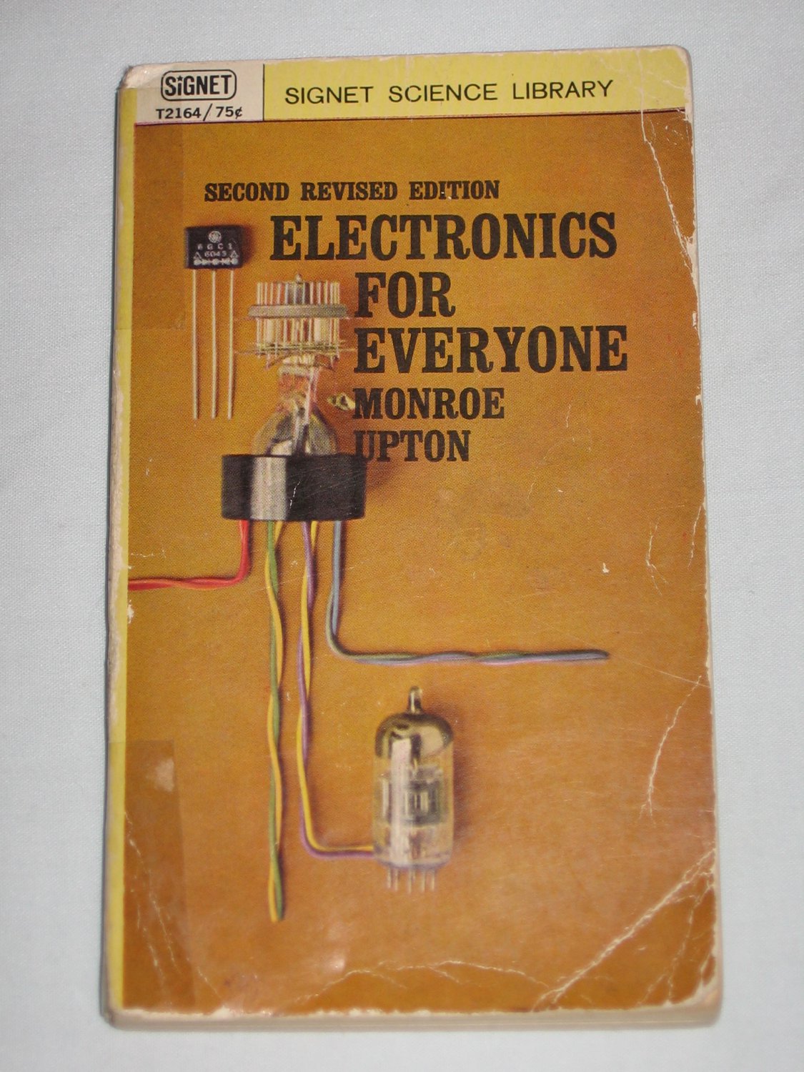 Vintage Electronics for Everyone by Monroe Upton 1962 Signet Science ...