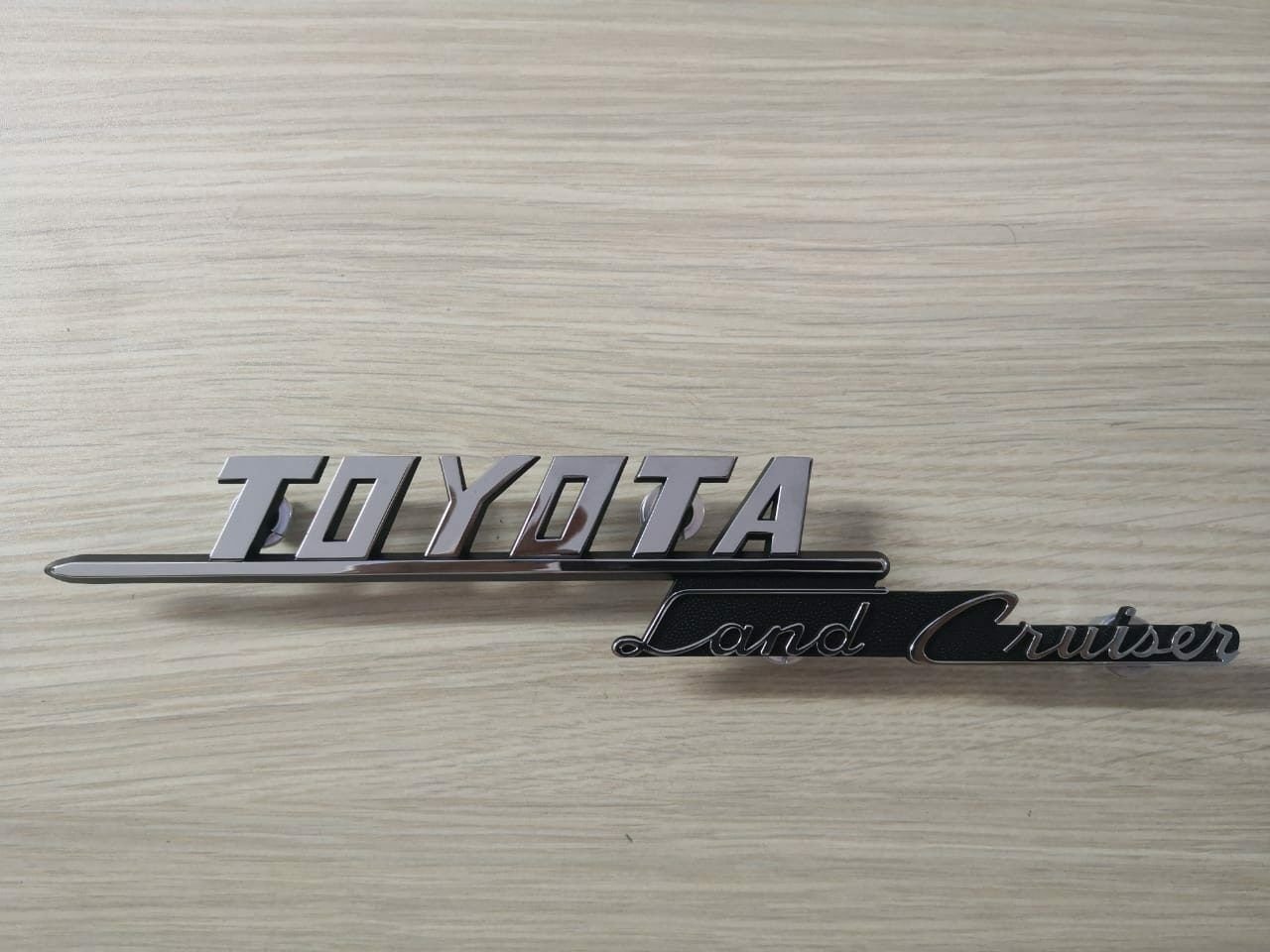 OEM Toyota 69-74 Land Cruiser FJ40 Front Fender TOYOTA Land Cruiser ...